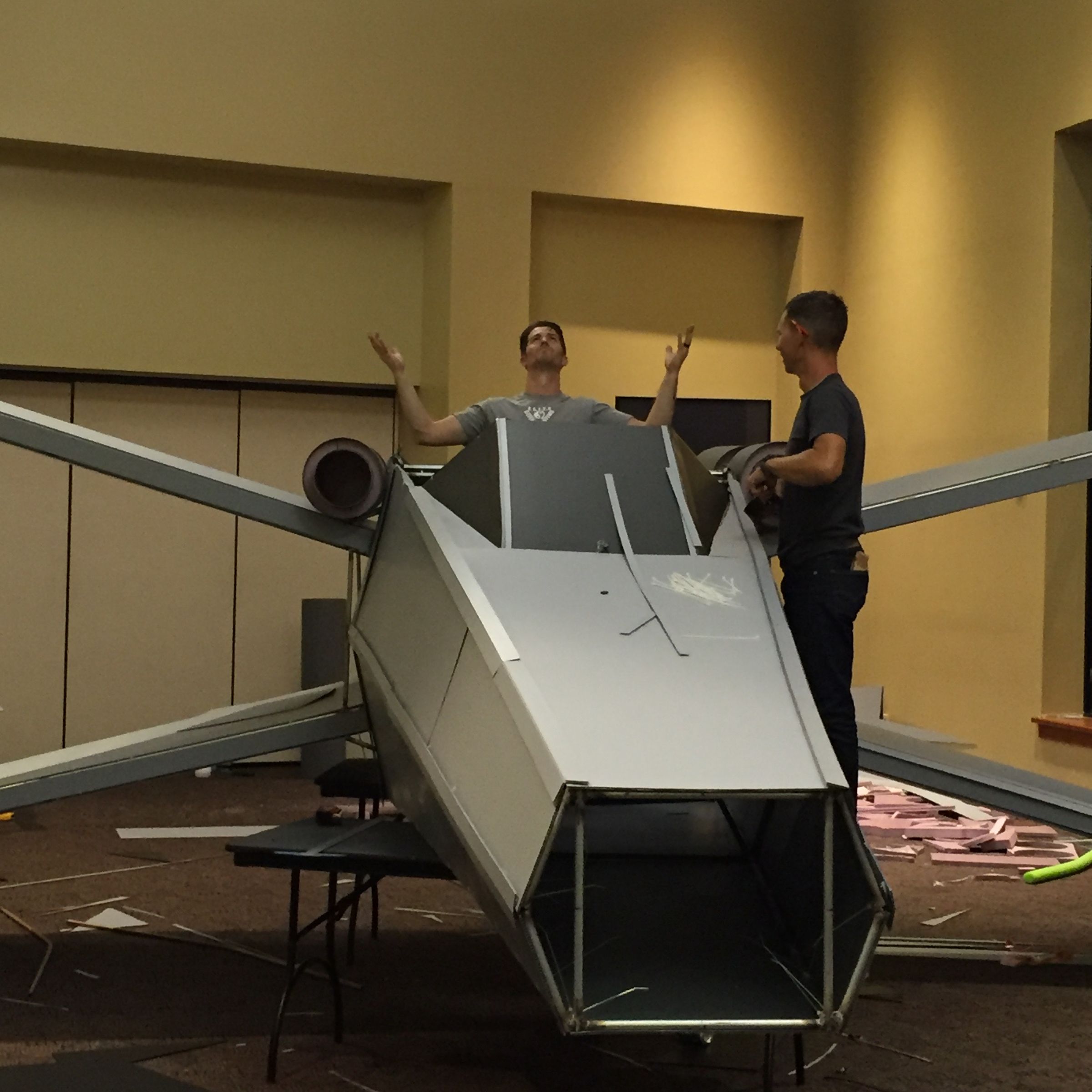 Star Wars X-wing Fighter, Life Sized Model for $400! : 7 Steps (with ...