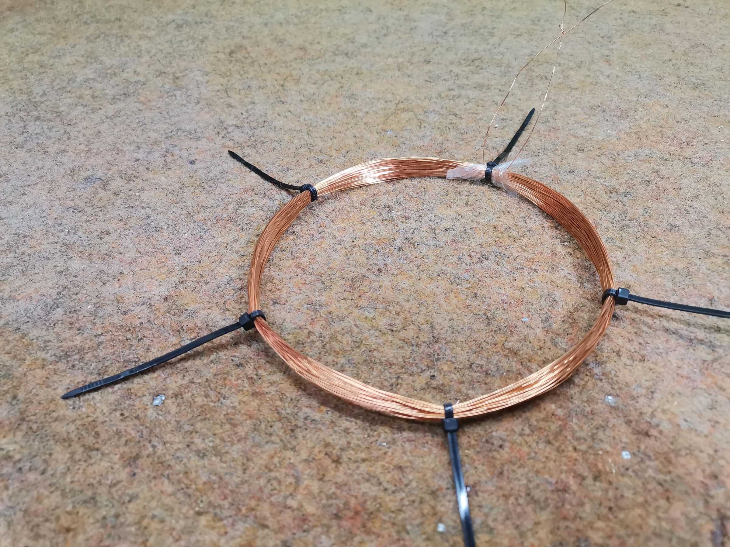 DIY Super Simple Sensitive Metal Detector : 3 Steps (with Pictures ...