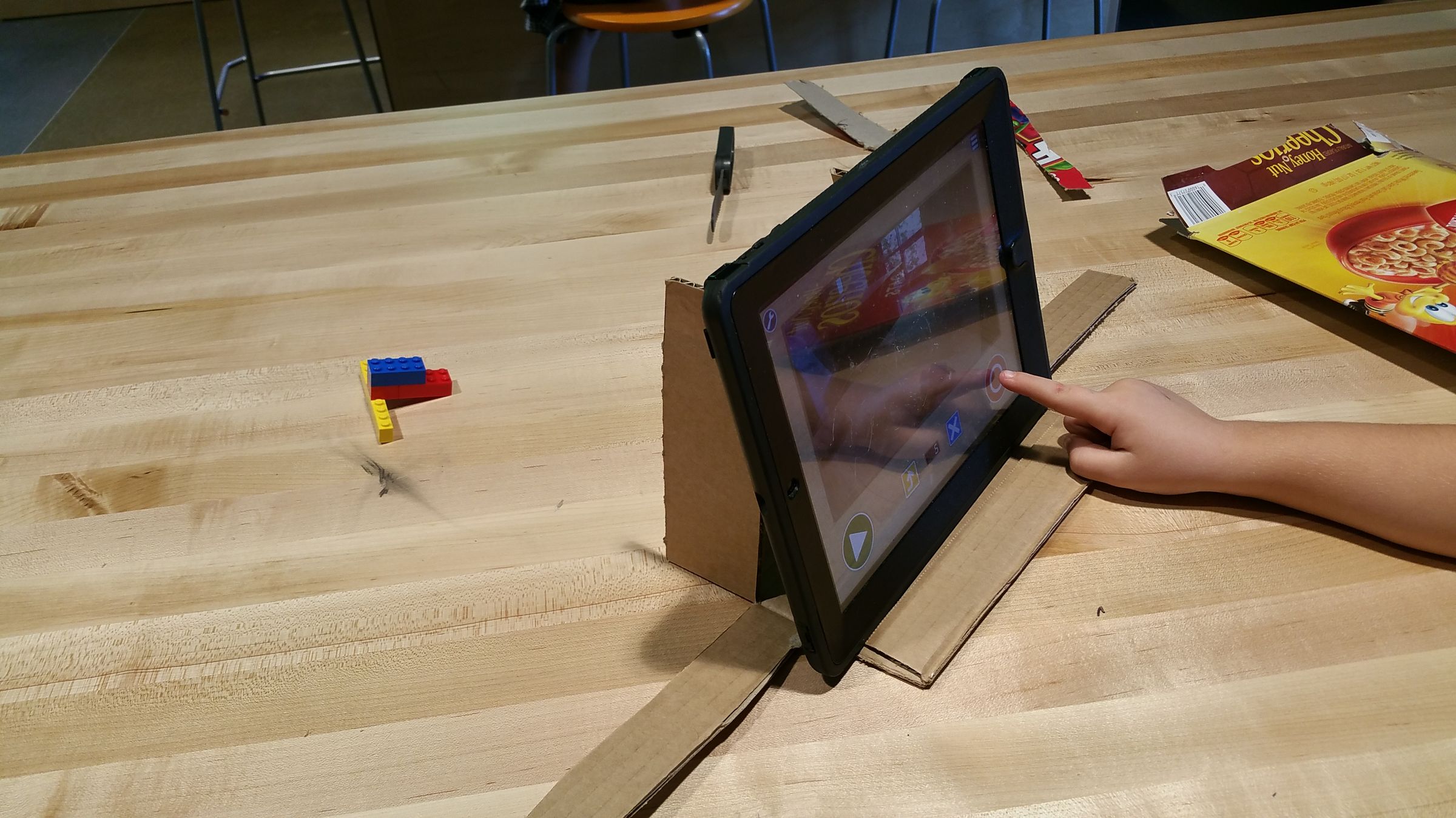 Cardboard IPad Stand for Stop Motion Videos : 3 Steps - Instructables