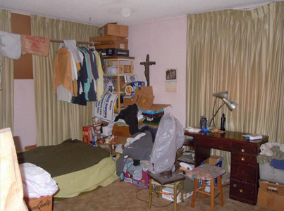 Disheveled Cramped Living Space - Instructables