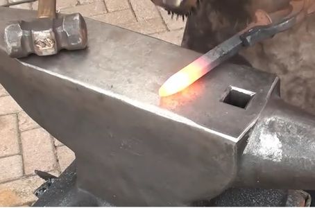 Forging a Plant Basket Hanger of 3 Railroad Spikes : 4 Steps ...