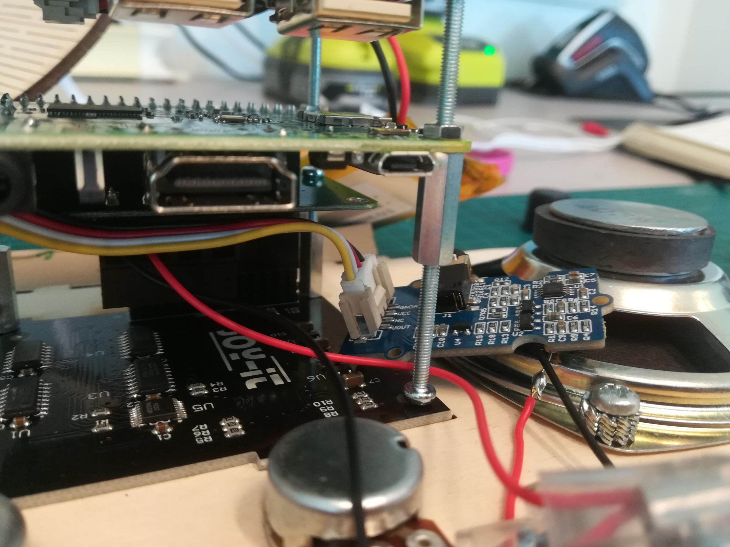 Plant-radio : 9 Steps (with Pictures) - Instructables