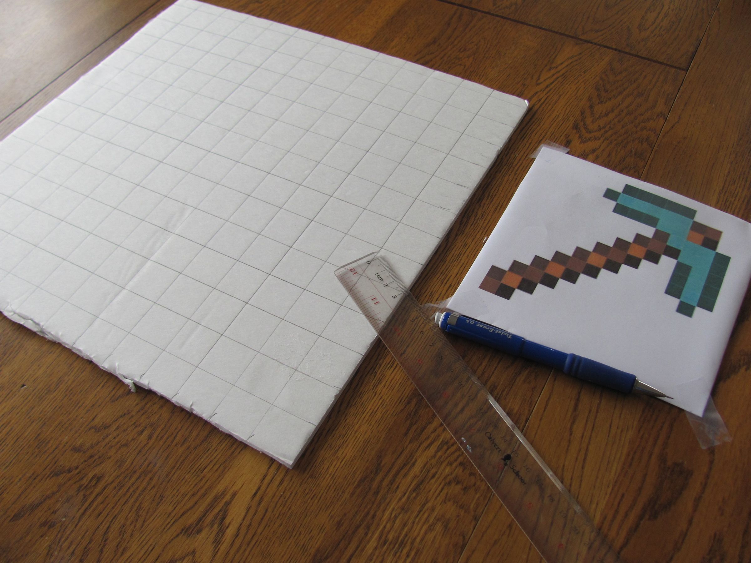 How to Make a Minecraft Diamond Pickaxe : 9 Steps (with Pictures ...