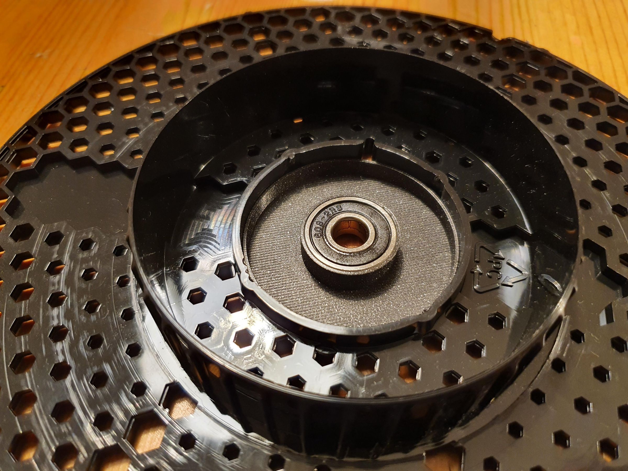 Paint Carousel Made From Empty Prusament Spools : 4 Steps (with ...