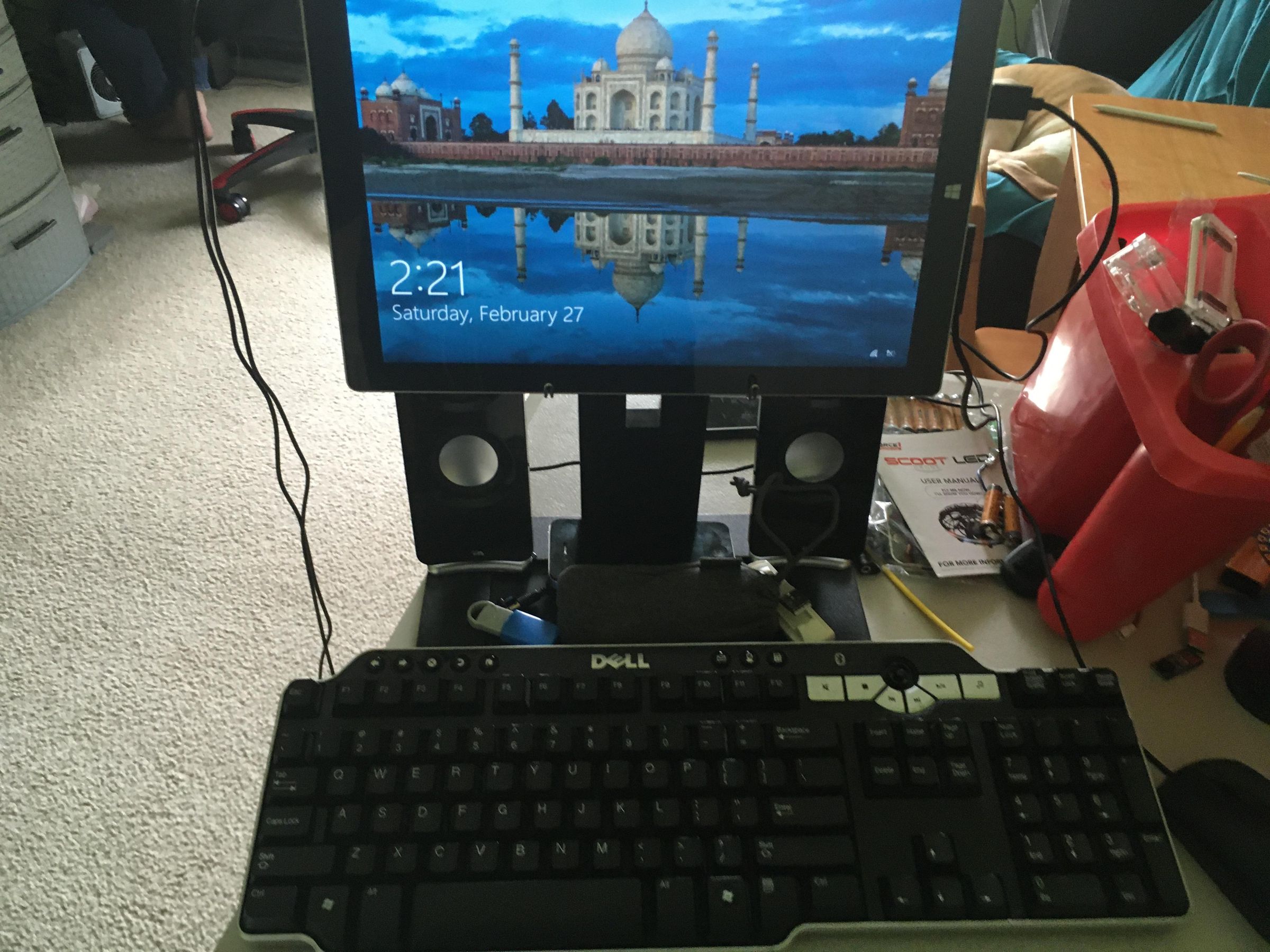 Microsoft Surface Pro Dock/kiosk : 5 Steps - Instructables