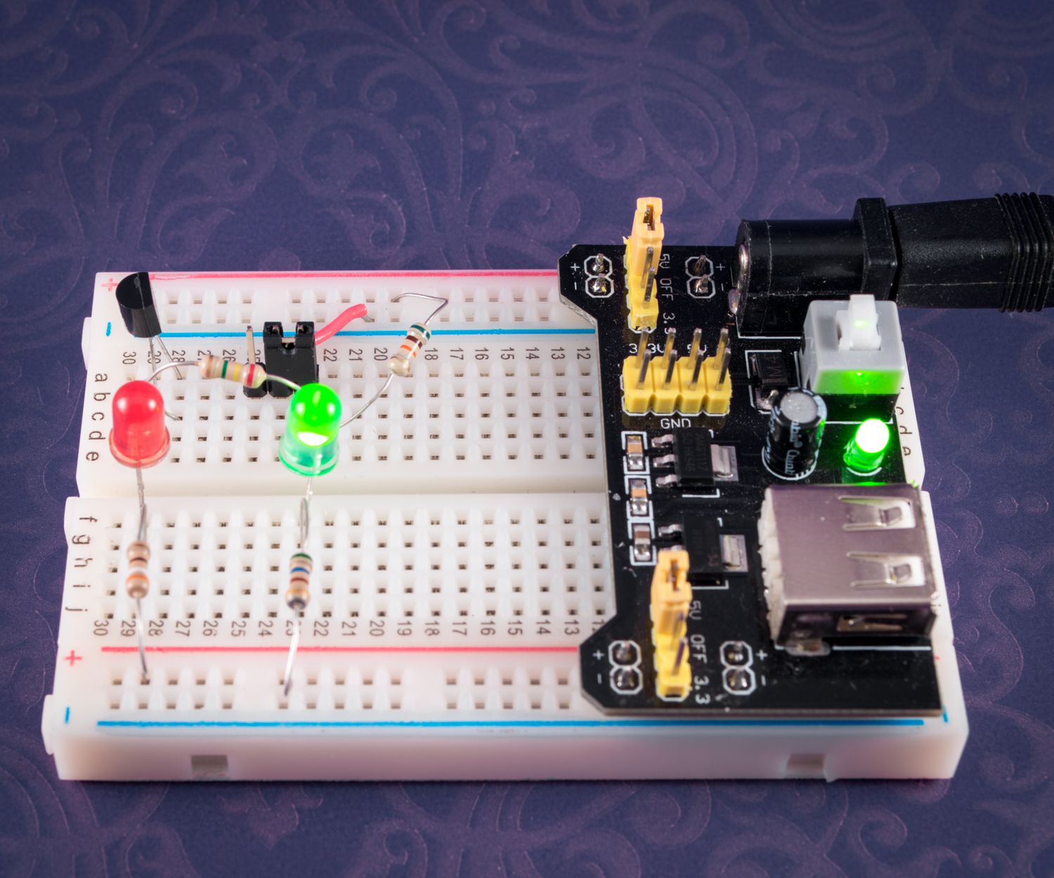 Sensor Controlled RED and GREEN LEDs : 7 Steps (with Pictures ...