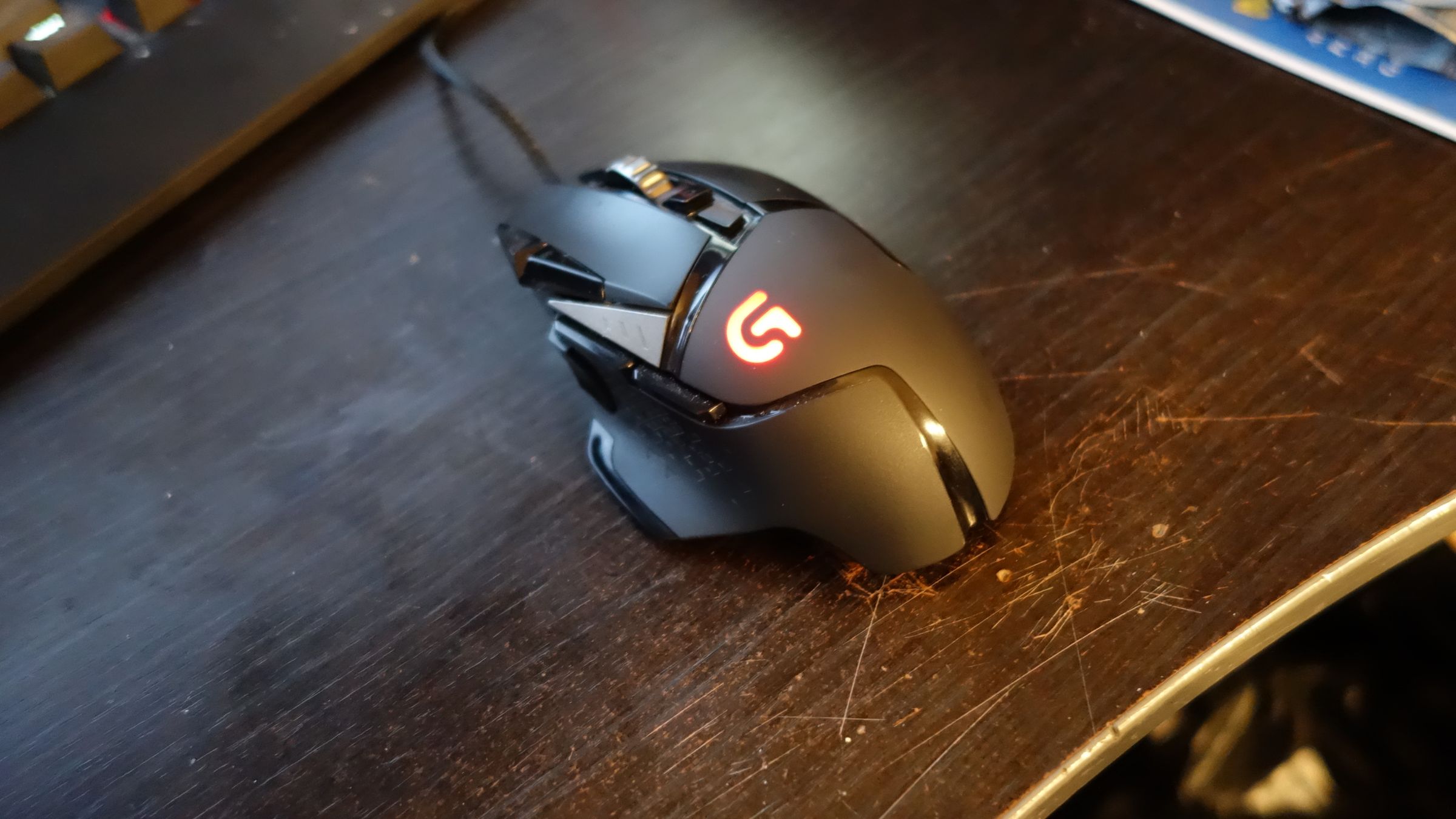 Change Led Color on the Logitech G502 : 5 Steps - Instructables
