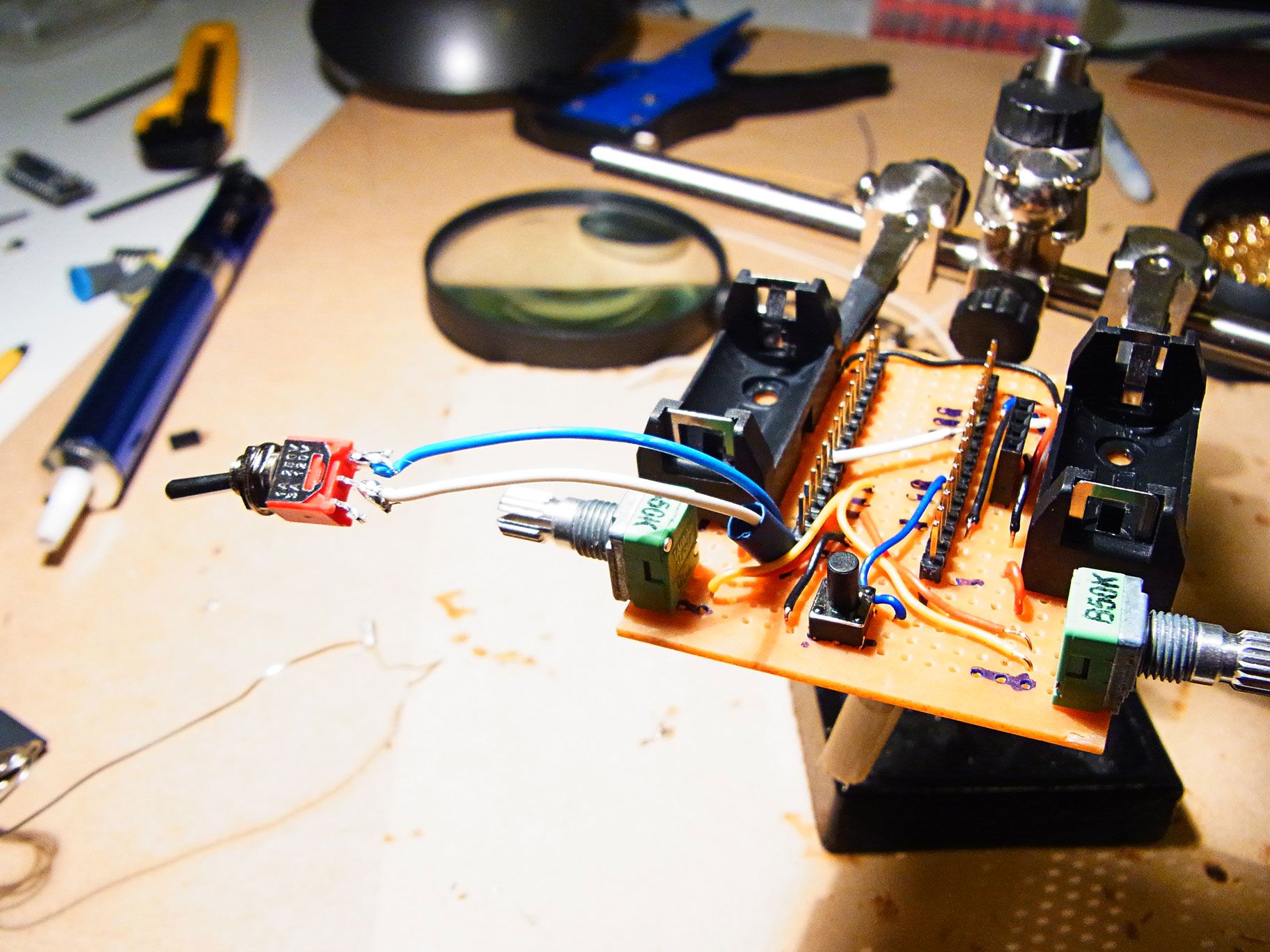 Haptic Proximity Module (HPM) for Low Vision Users : 9 Steps (with ...