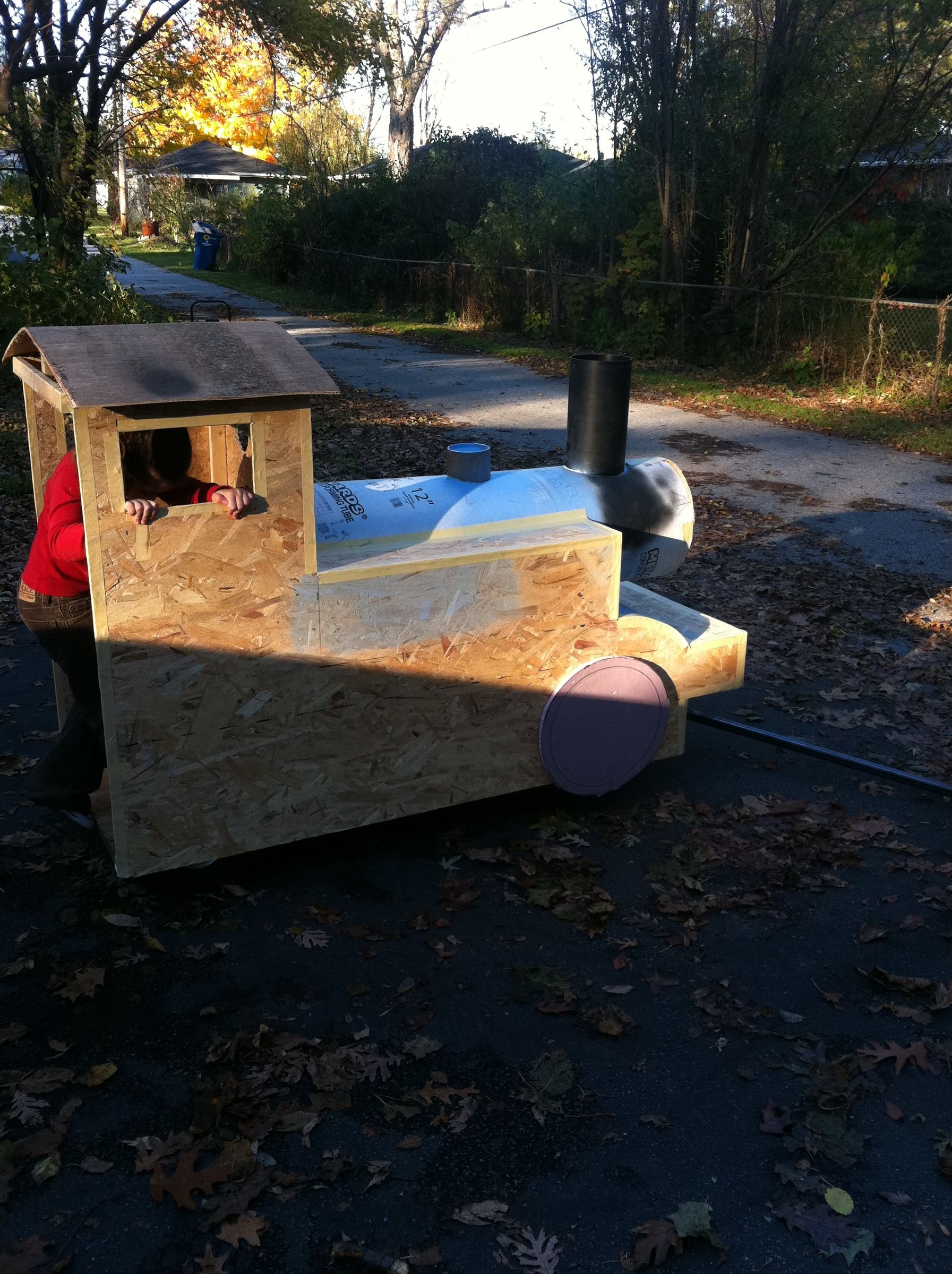 Thomas the Tank Engine Halloween : 4 Steps - Instructables