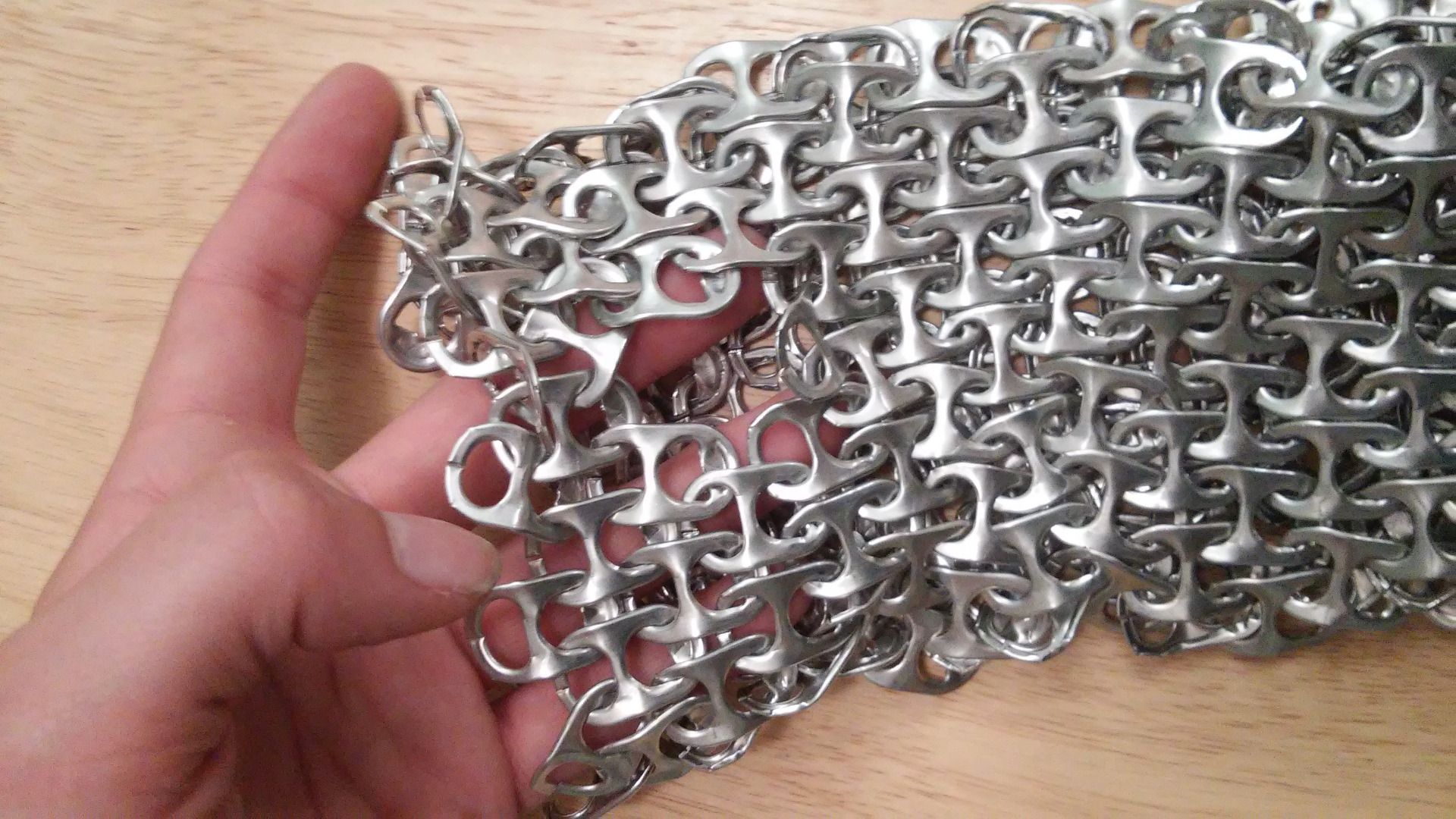 Soda Can Tab Chainmaille Gauntlet : 5 Steps (with Pictures) - Instructables