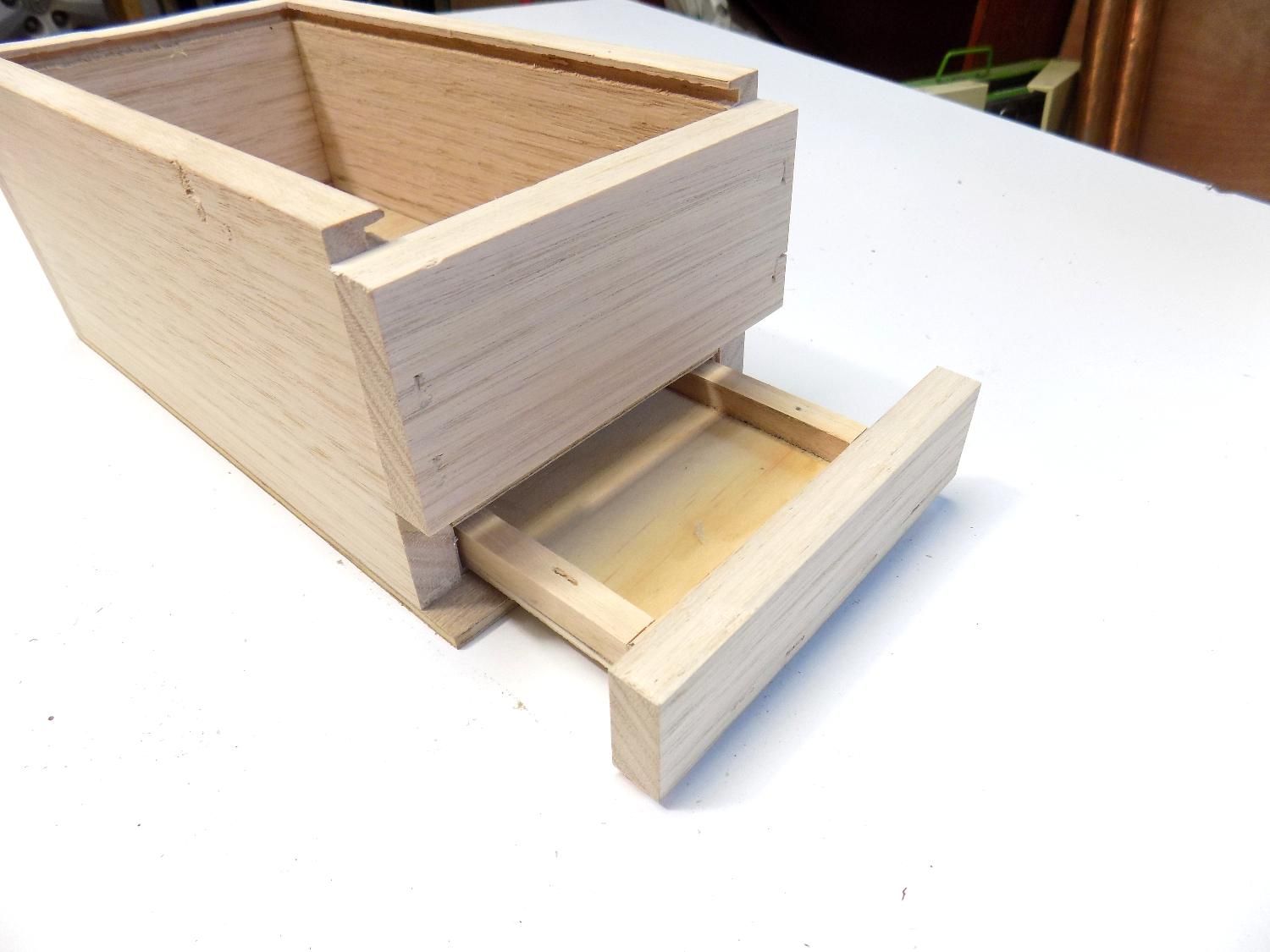 Wooden Box With Secret Compartment : 7 Steps (with Pictures ...
