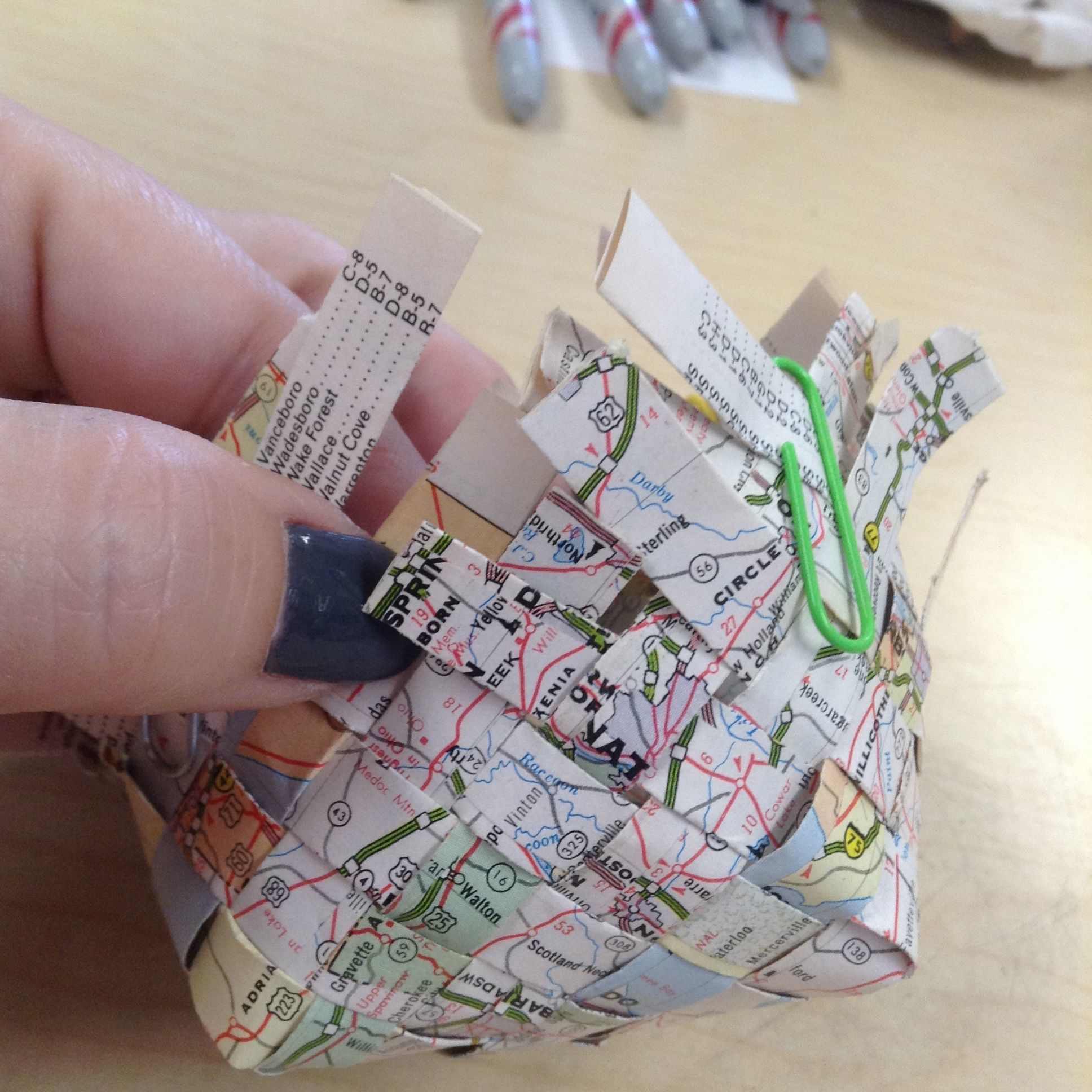 Plaited Paper Basket : 6 Steps - Instructables