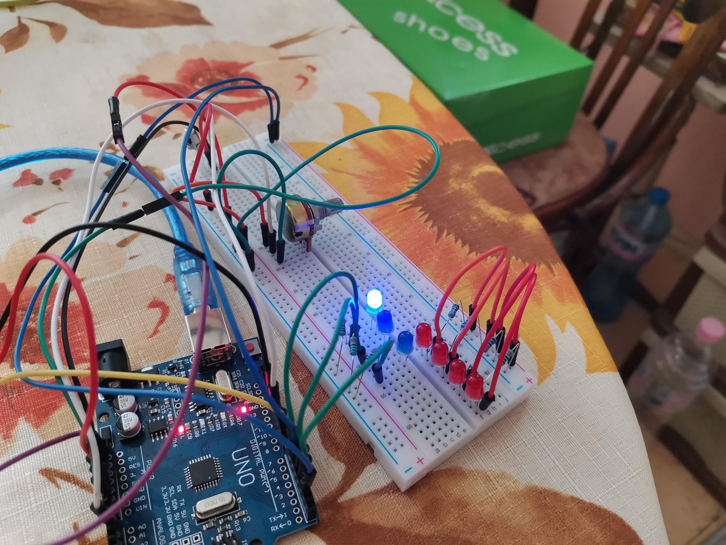Arduino LED Chaser ( With 5 Effects ) : 4 Steps (with Pictures ...