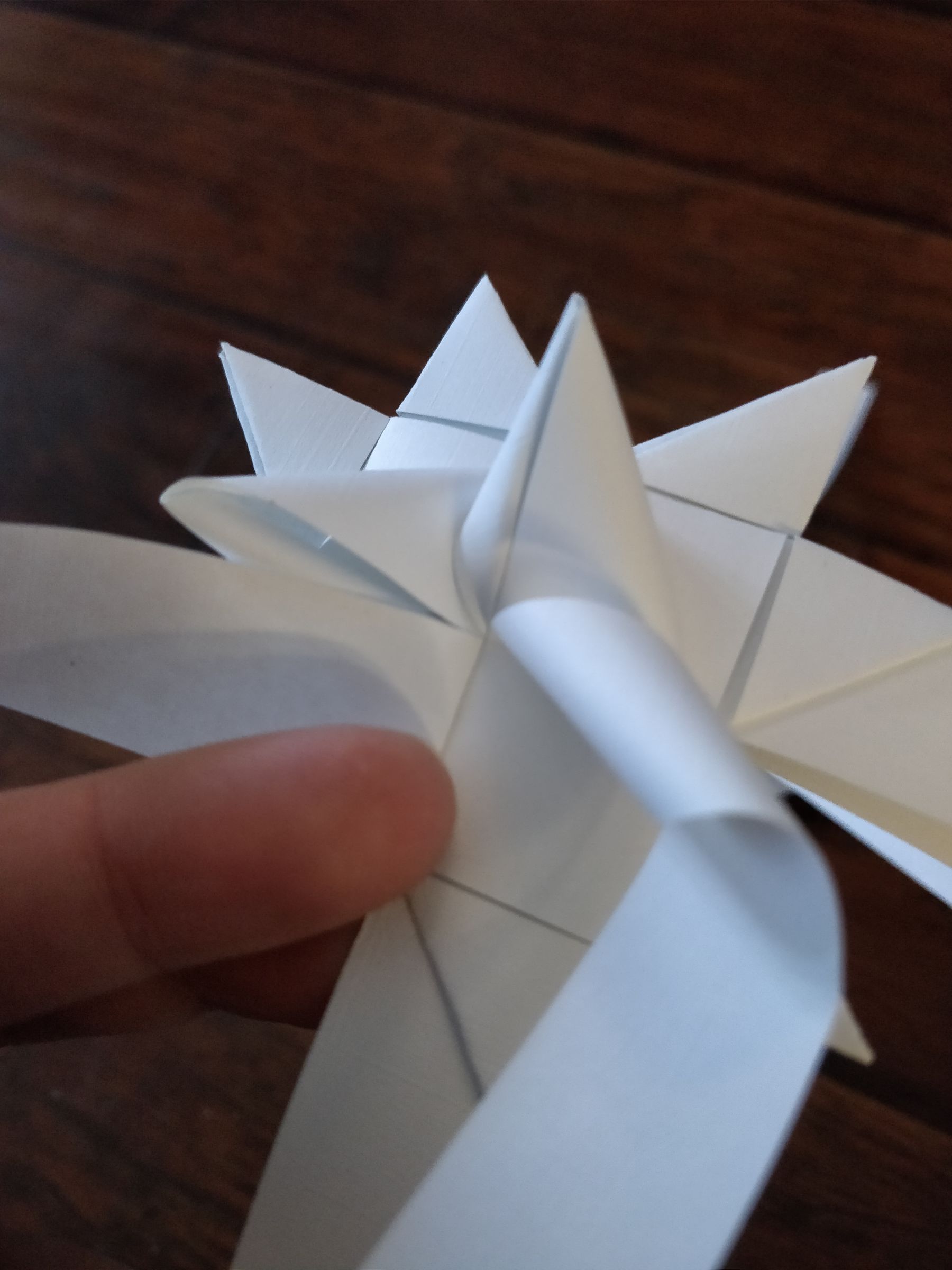 European Paper Stars : 8 Steps (with Pictures) - Instructables