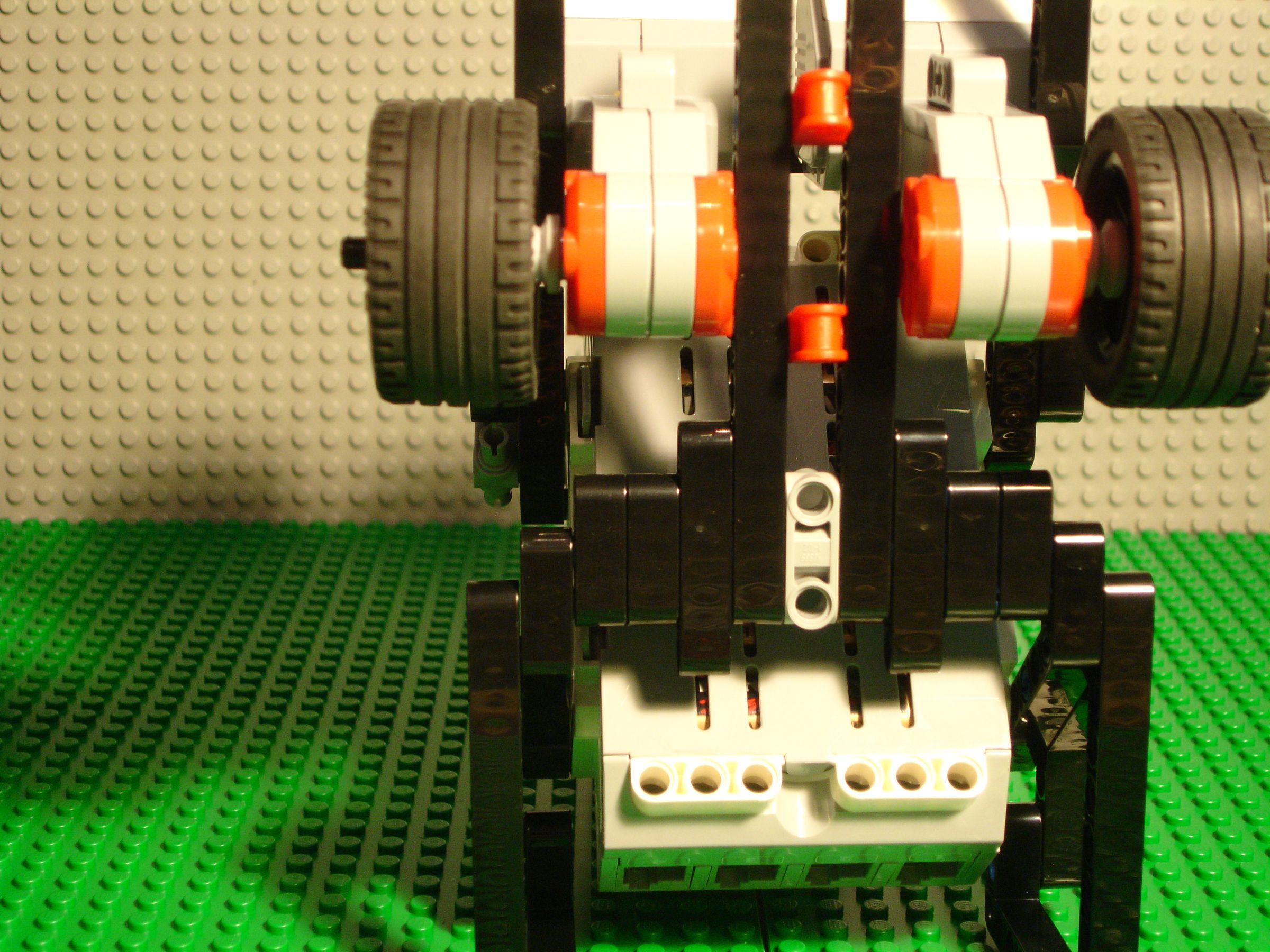 Build a Simple LEGO Starter Robot : 7 Steps - Instructables