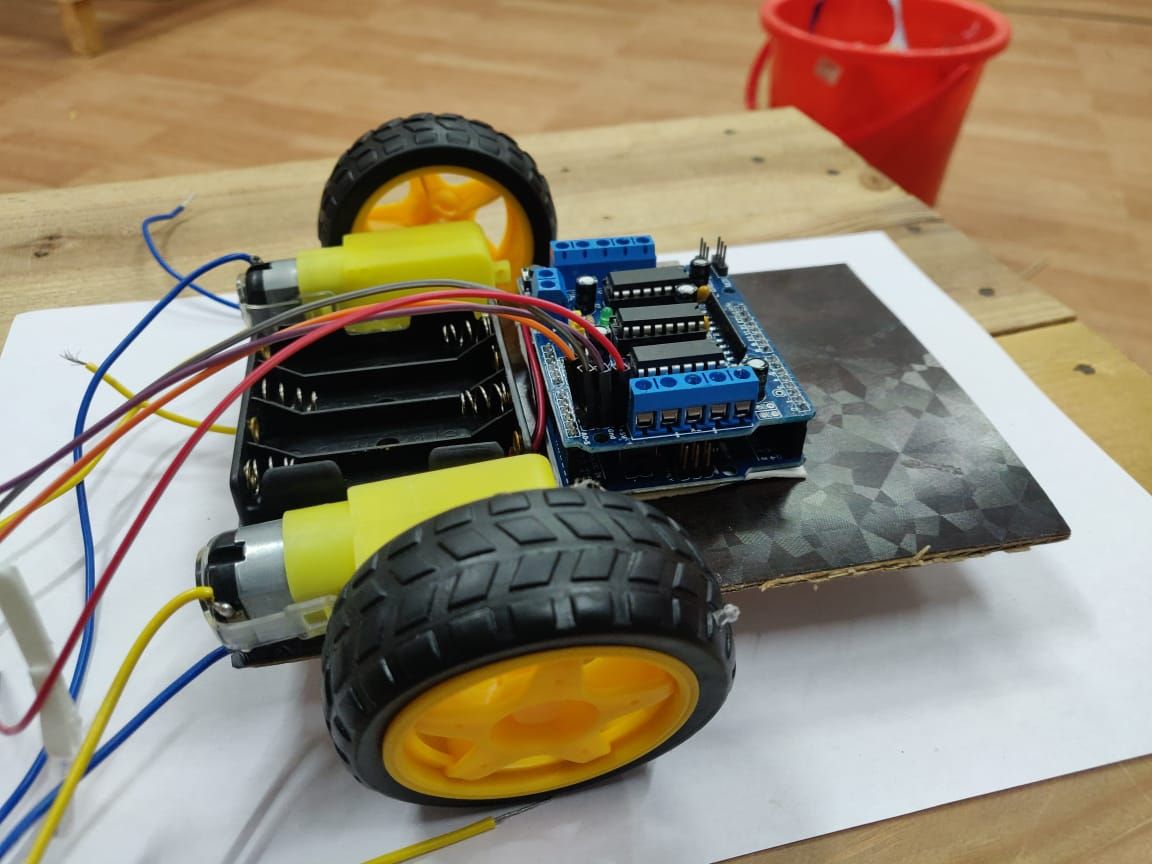 Arduion Wall E Robot : 3 Steps - Instructables
