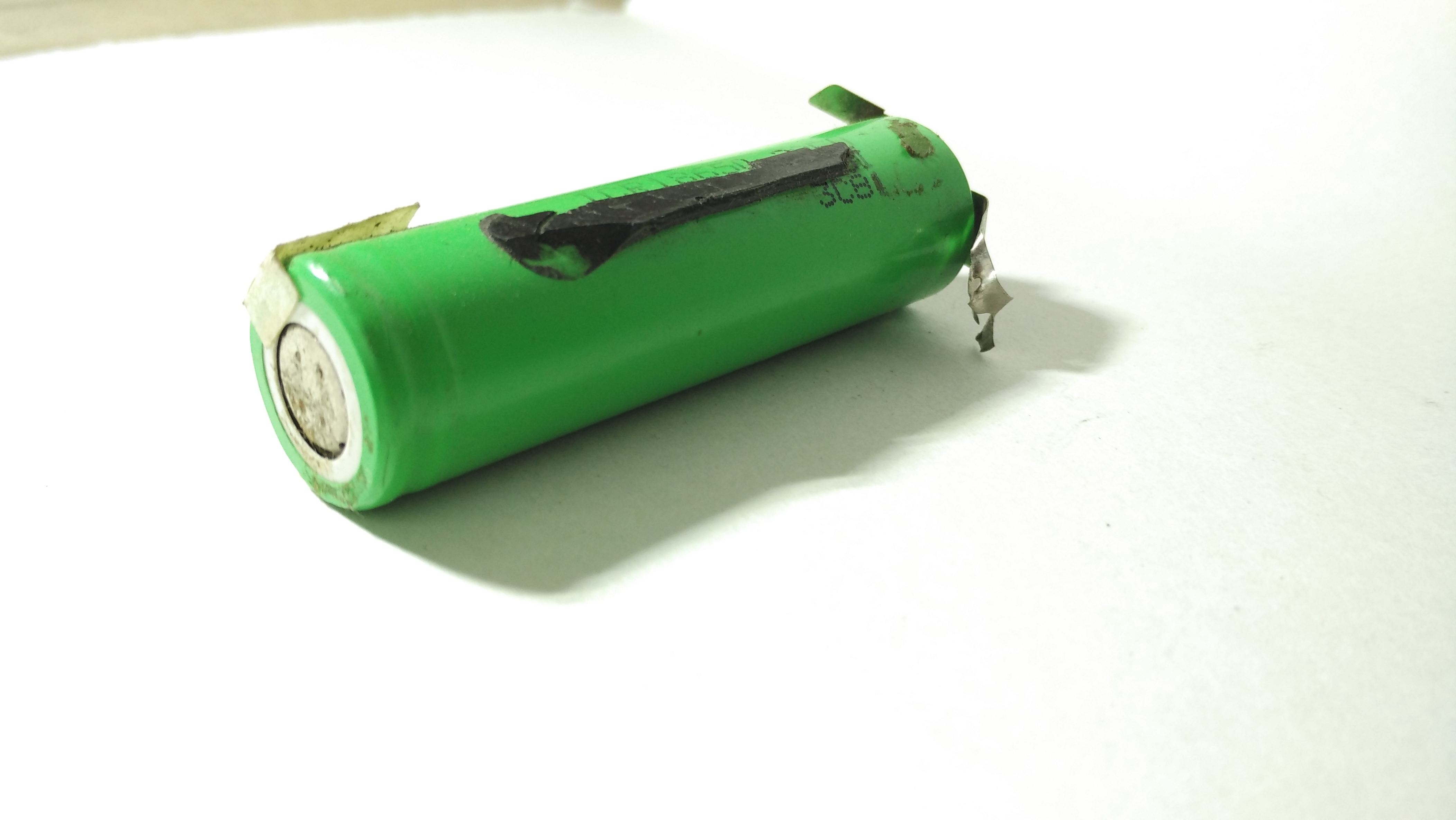 5 $ Solar Power Bank From Recycled Laptop Battery : 5 Steps (with ...