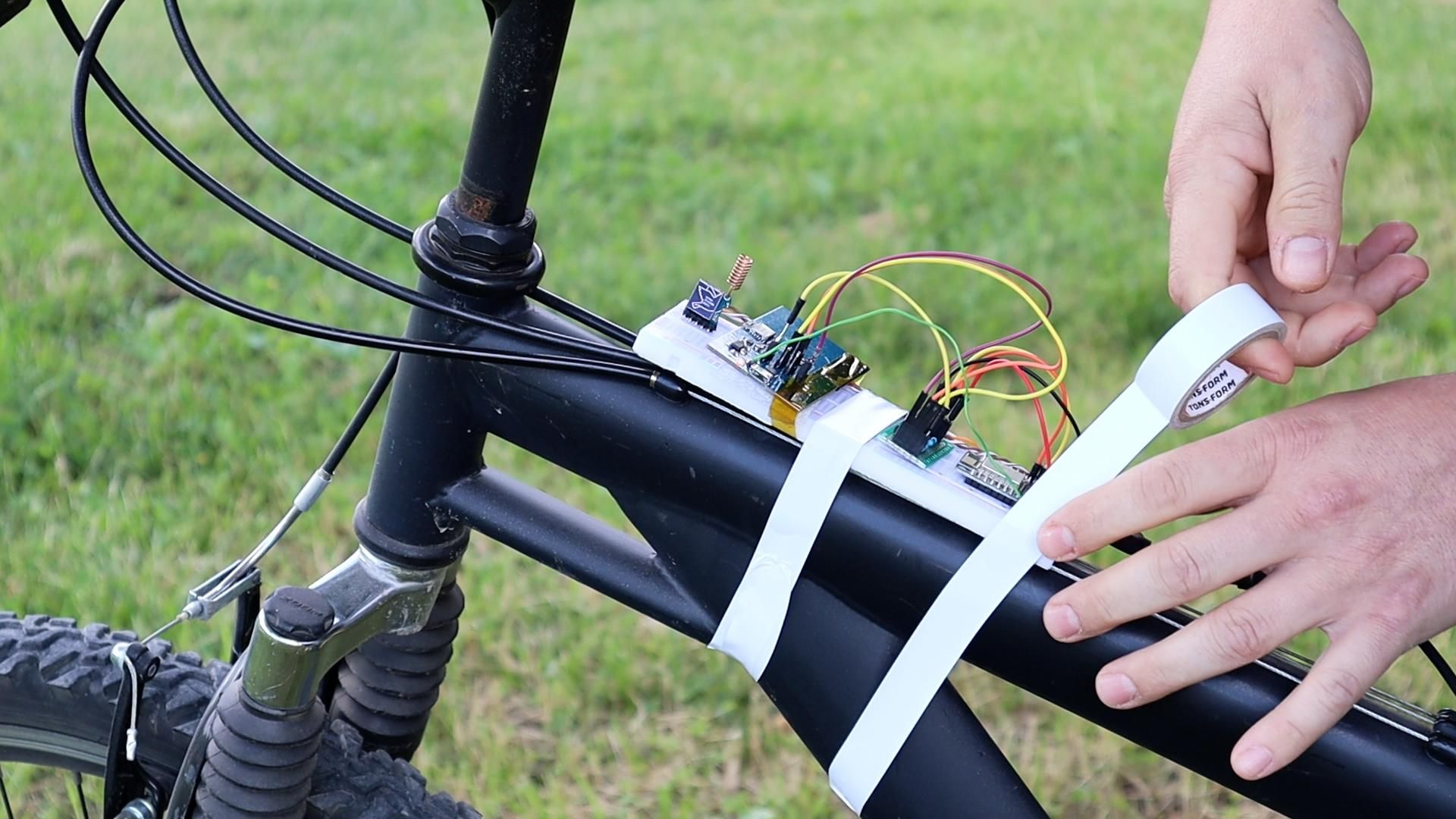 No SIM GPS Tracker Using LoRa and Custom App : 6 Steps - Instructables