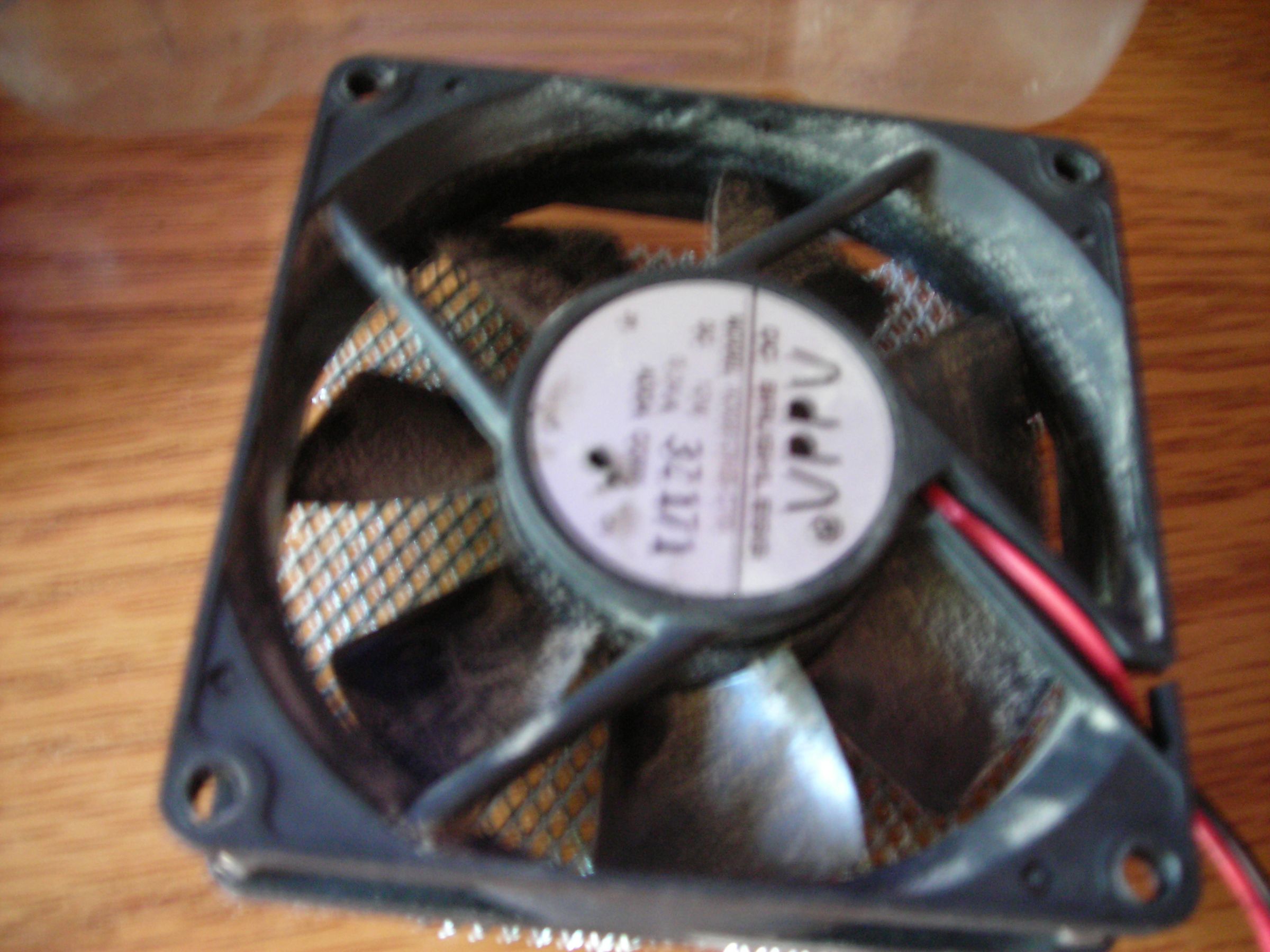 Mini Hovercraft? and Fan (mostly Fan) But Cool : 4 Steps - Instructables