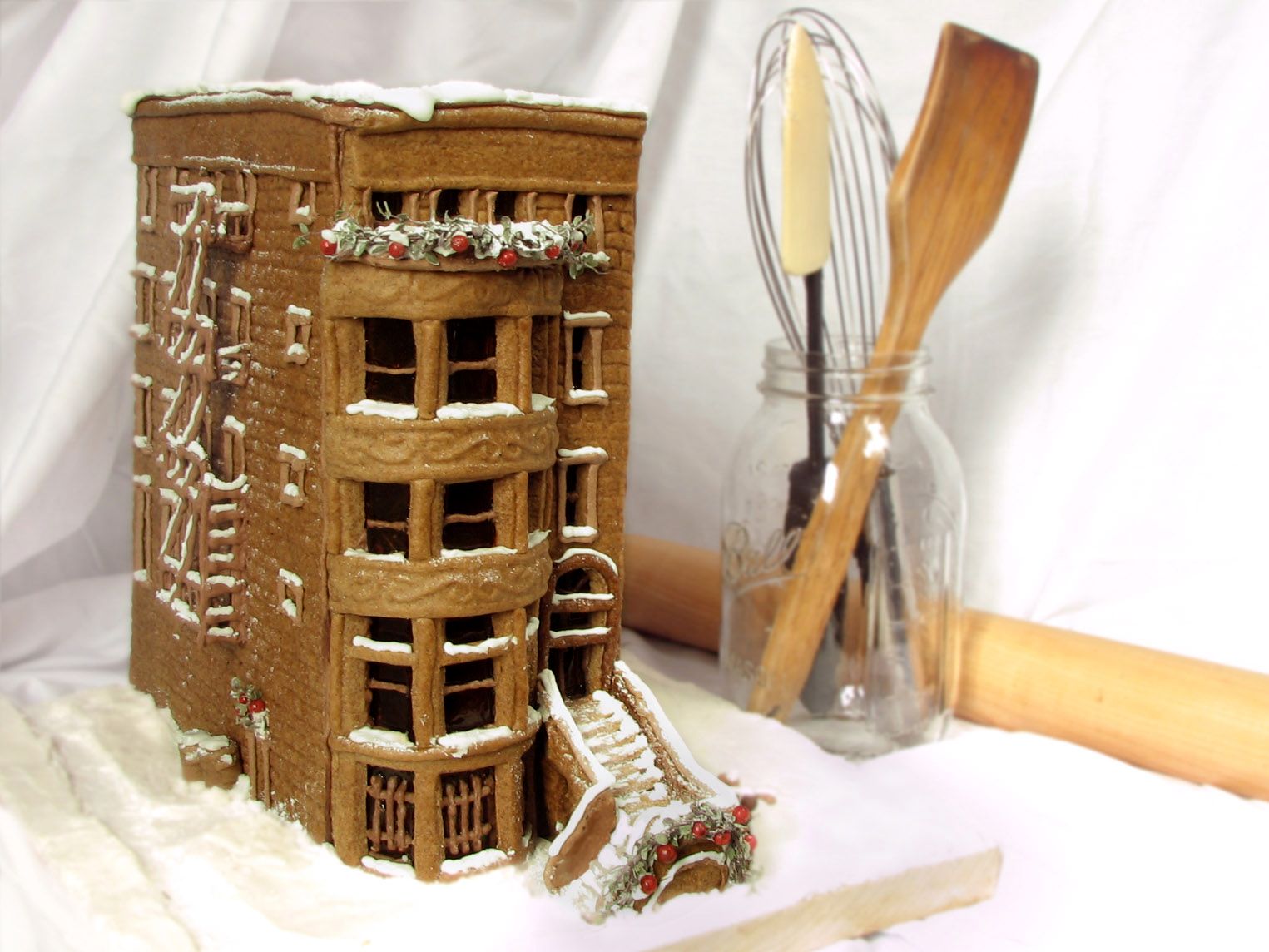 Build a Gingerbread Brownstone : 11 Steps (with Pictures) - Instructables