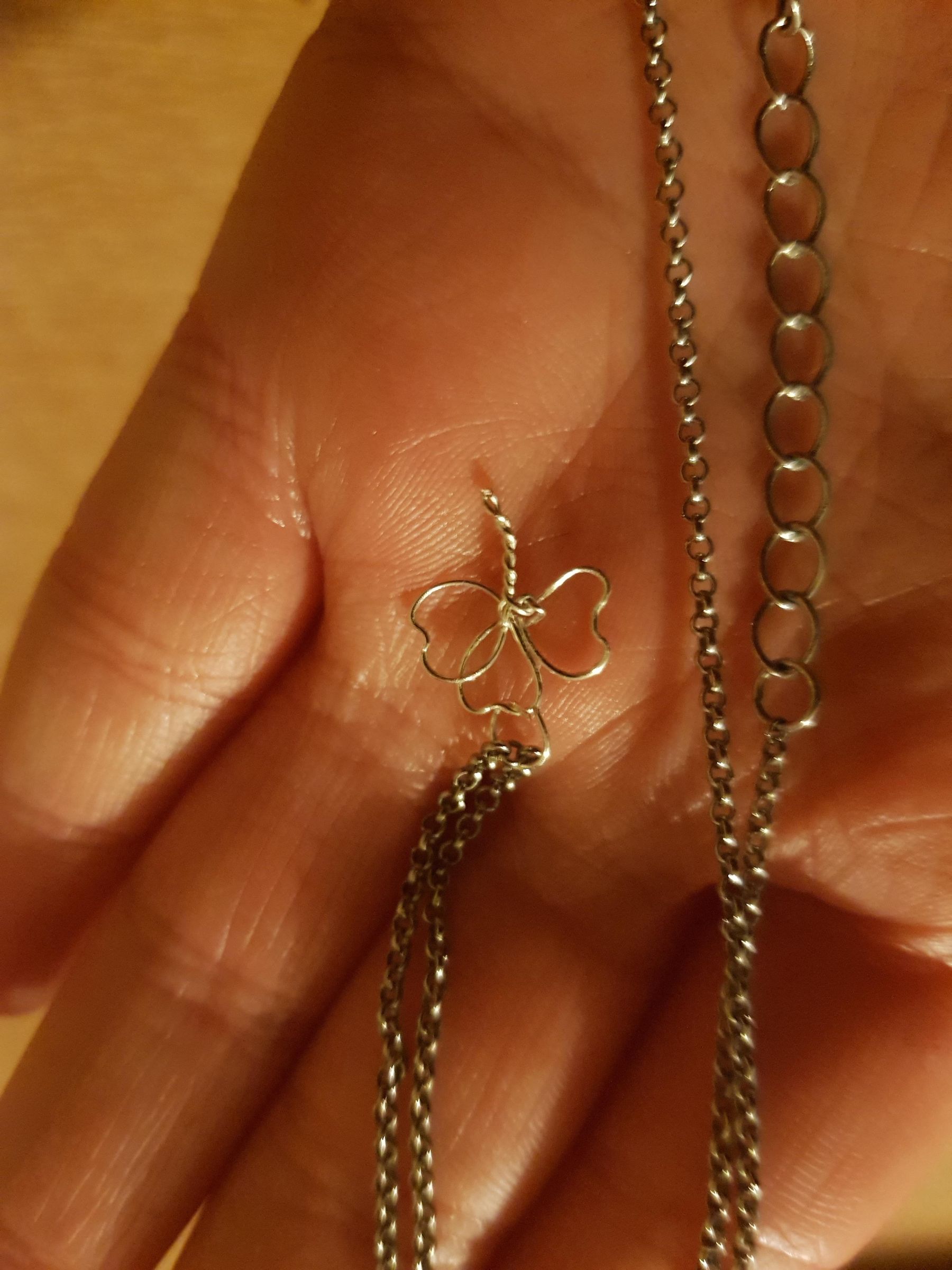 Making a Jewelry Wire 3 Leaf Clover : 6 Steps - Instructables