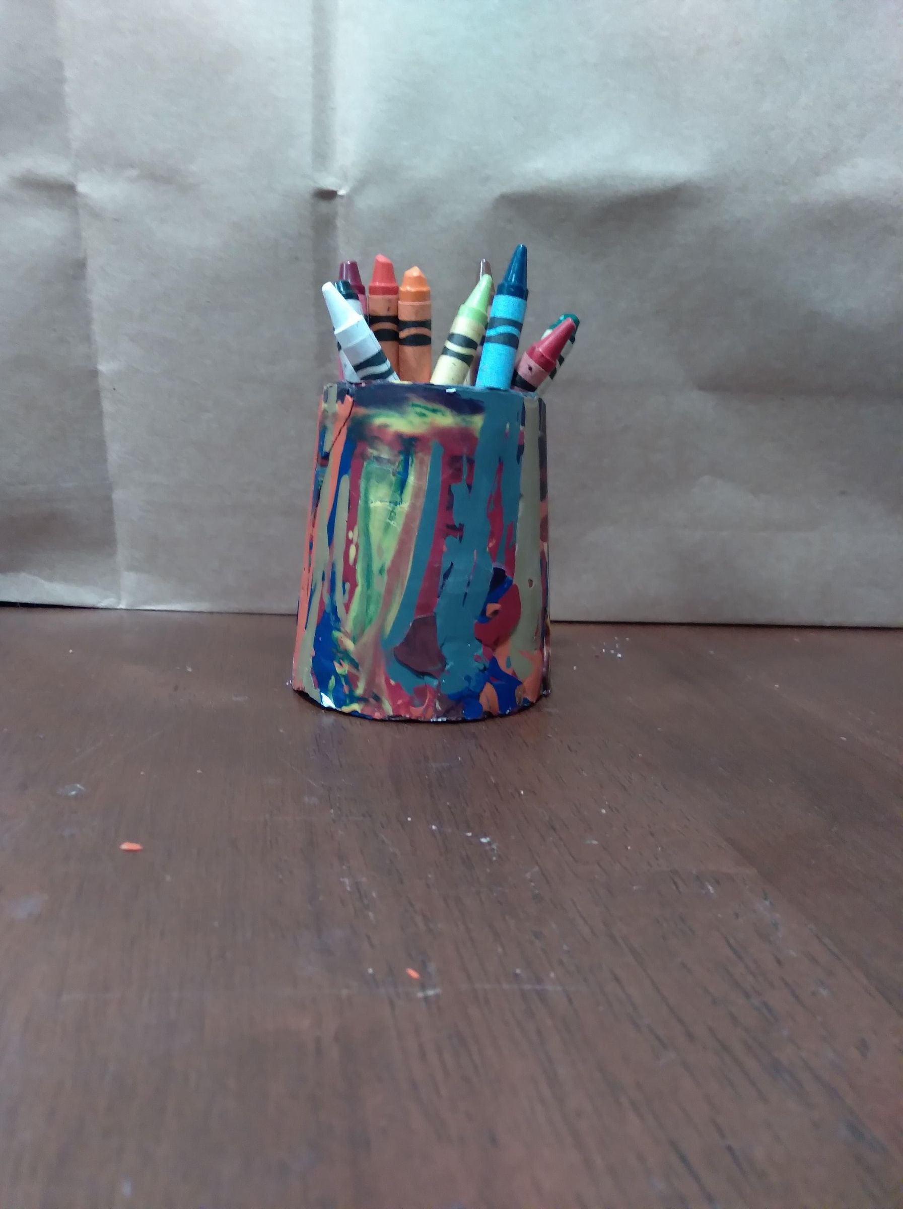 Crayon Holder Out of Crayons : 6 Steps - Instructables