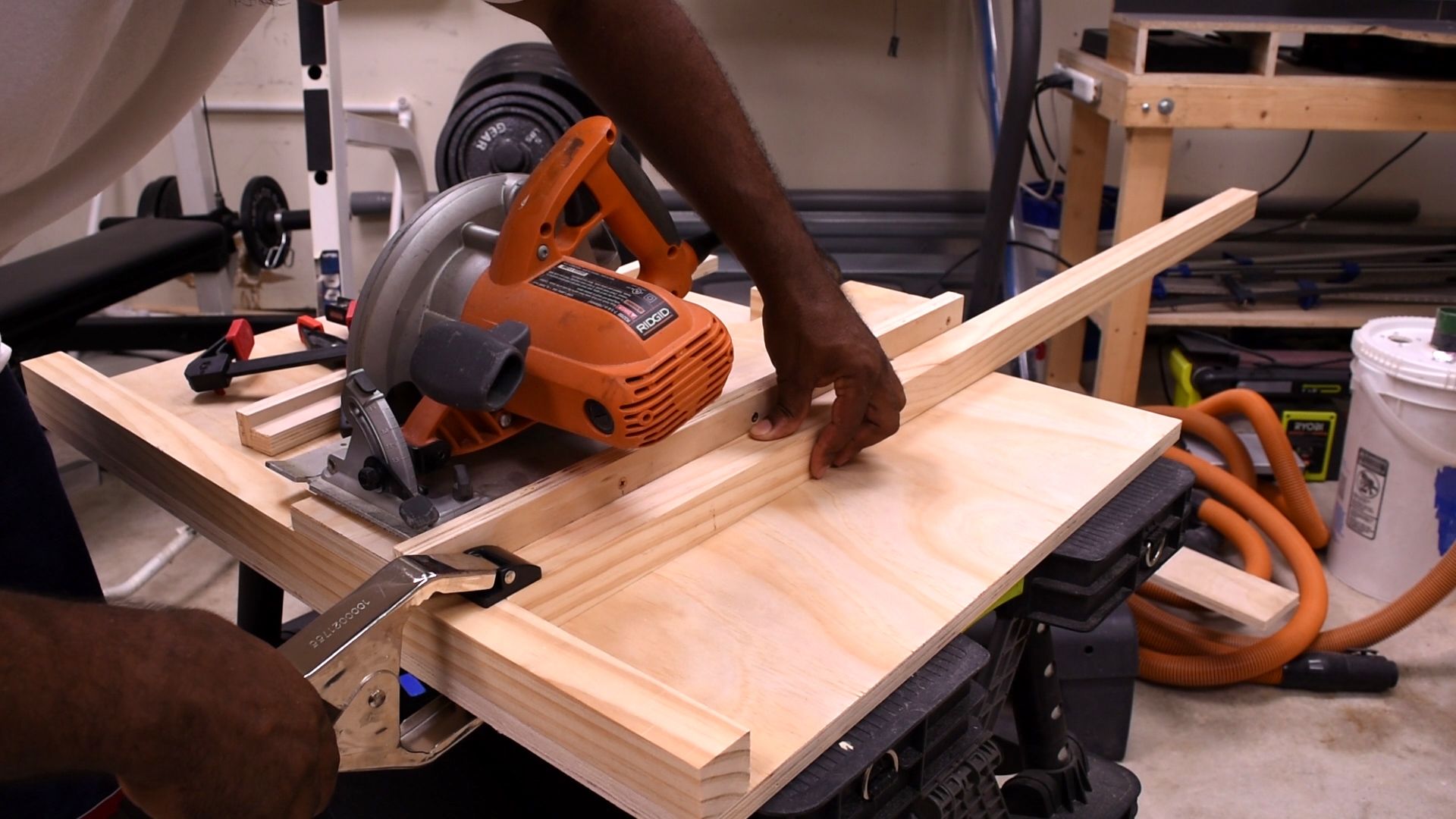 MAX CUT 2 Circular Saw Crosscut & Miter Jig : 11 Steps (with Pictures ...