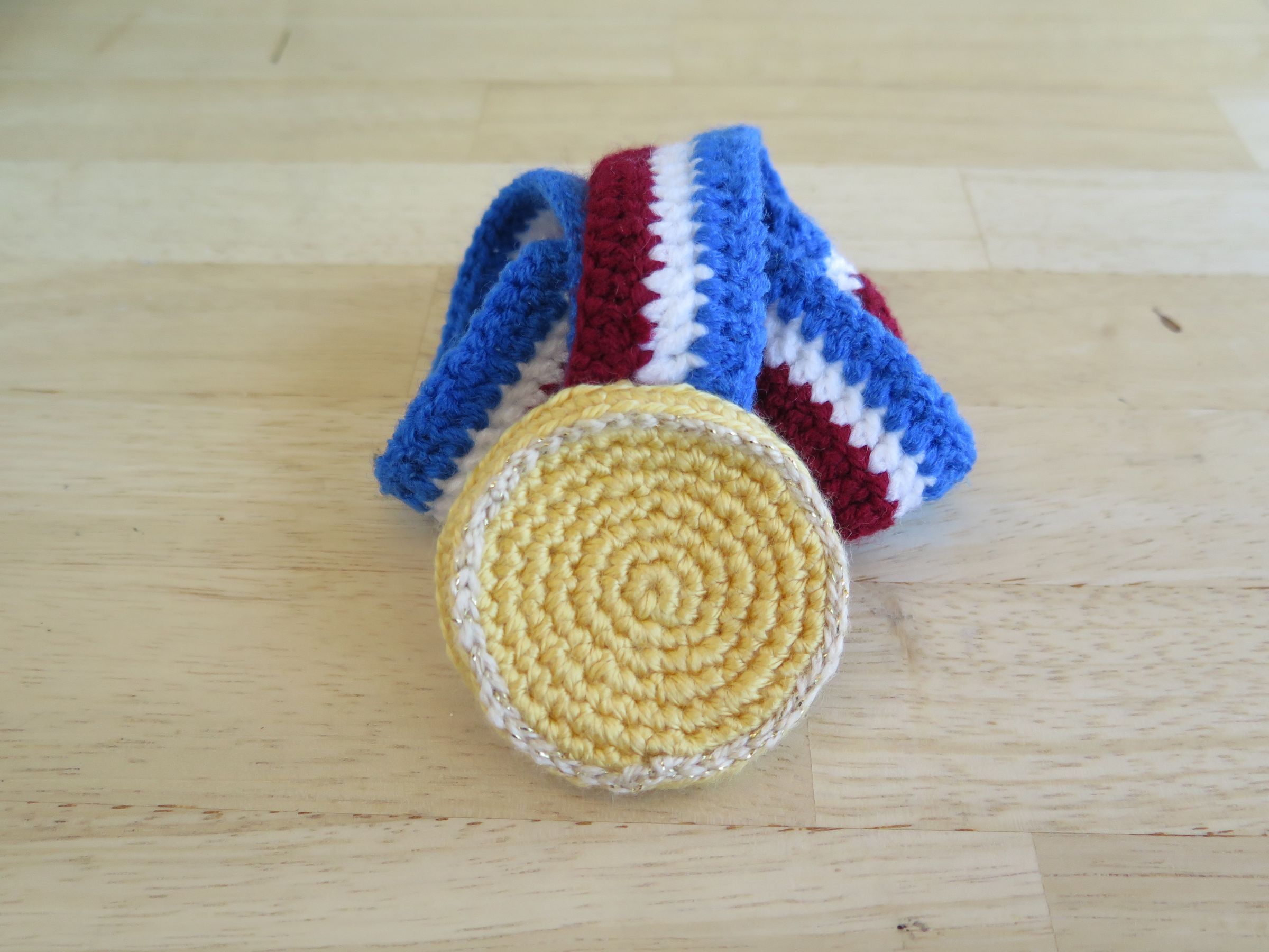 Crochet Medals : 8 Steps (with Pictures) - Instructables