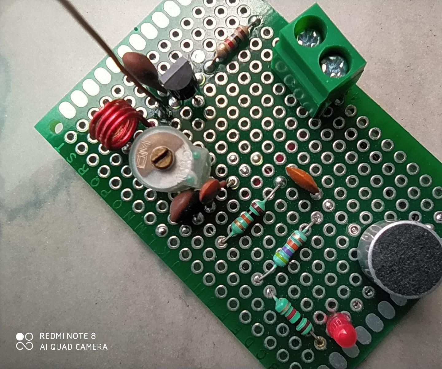 FM TRANSMITTER(SPY BUG) : 5 Steps - Instructables