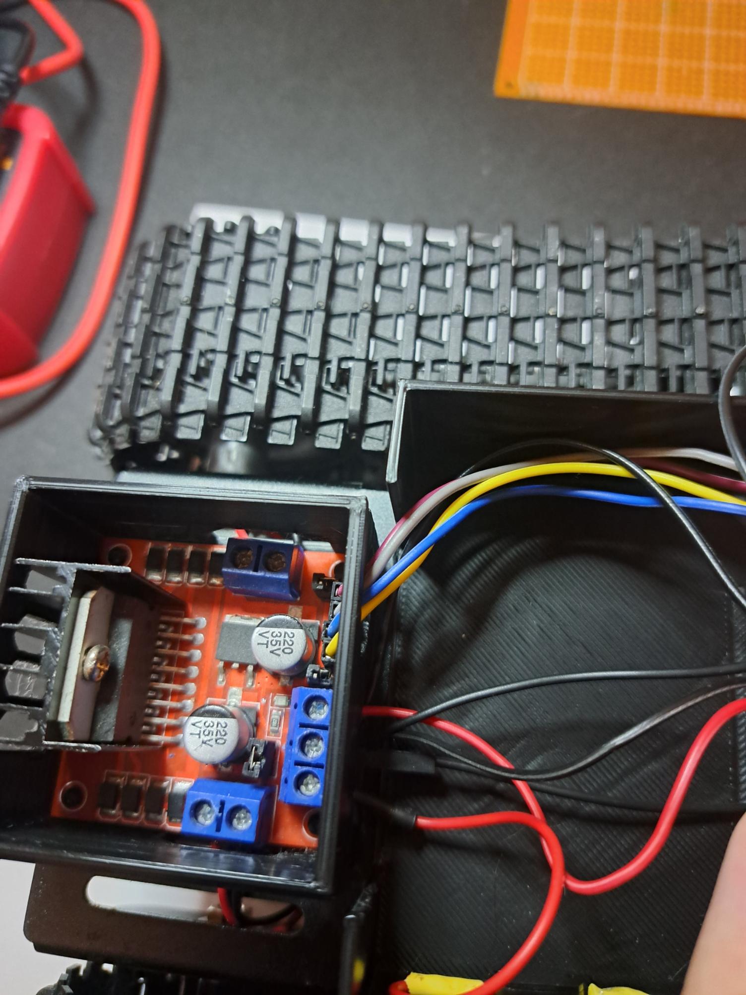 Arduino Bluetooth RC Tank : 10 Steps (with Pictures) - Instructables