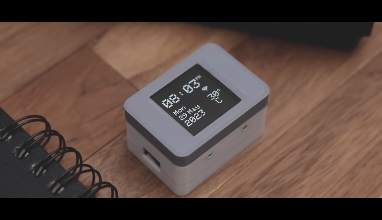 How to Make a Small Desk Clock With Weather Station : 8 Steps (with ...