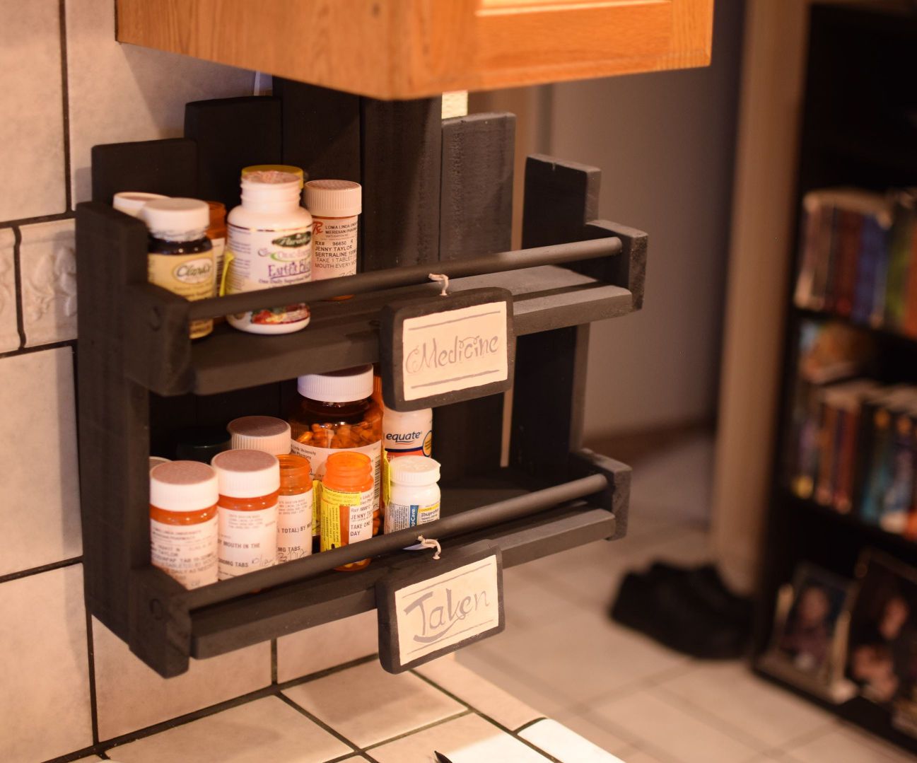Daily Medicine Rack : 10 Steps (with Pictures) - Instructables