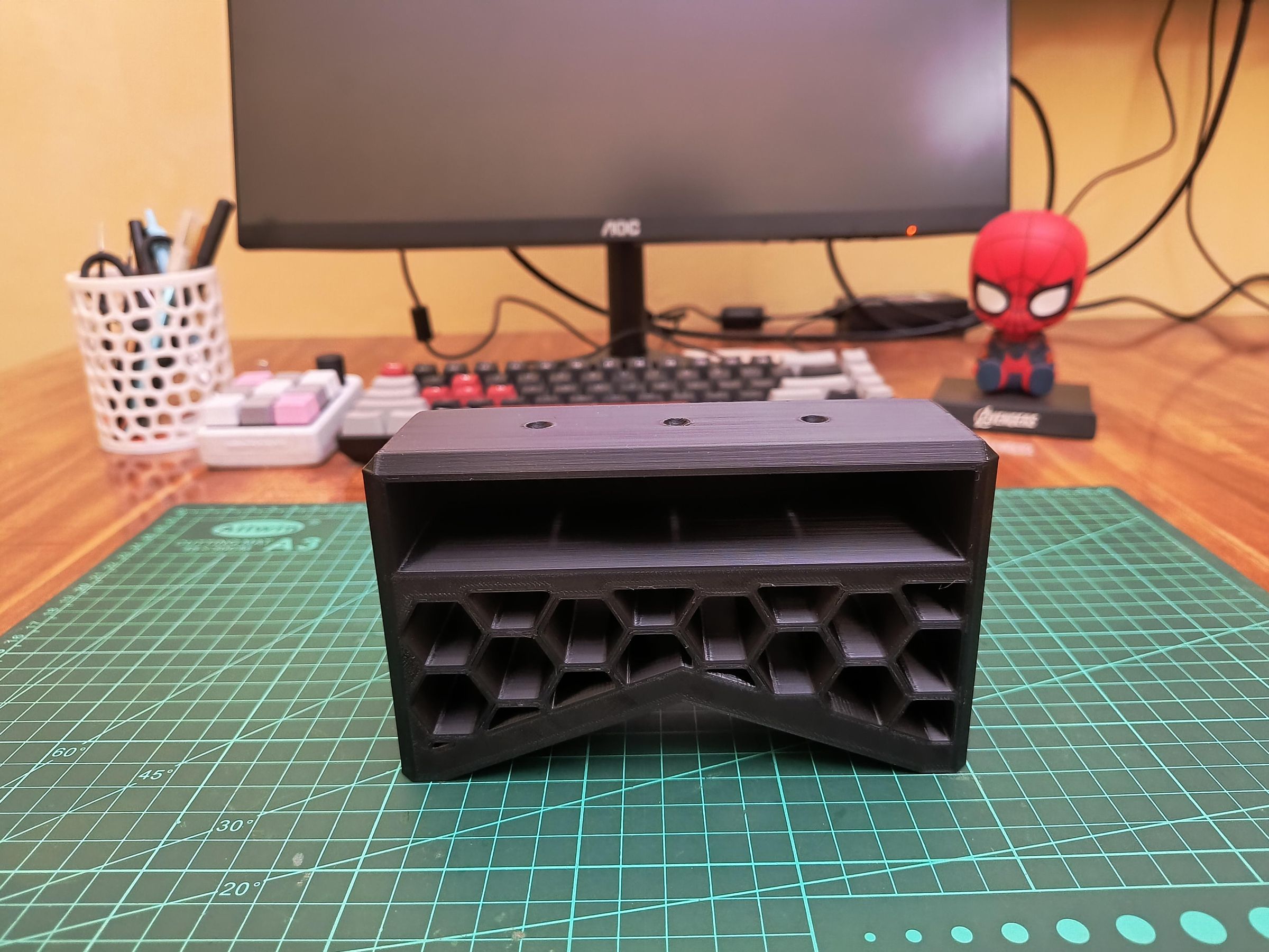 DIY 3D Printed Monitor Stand : 3 Steps - Instructables