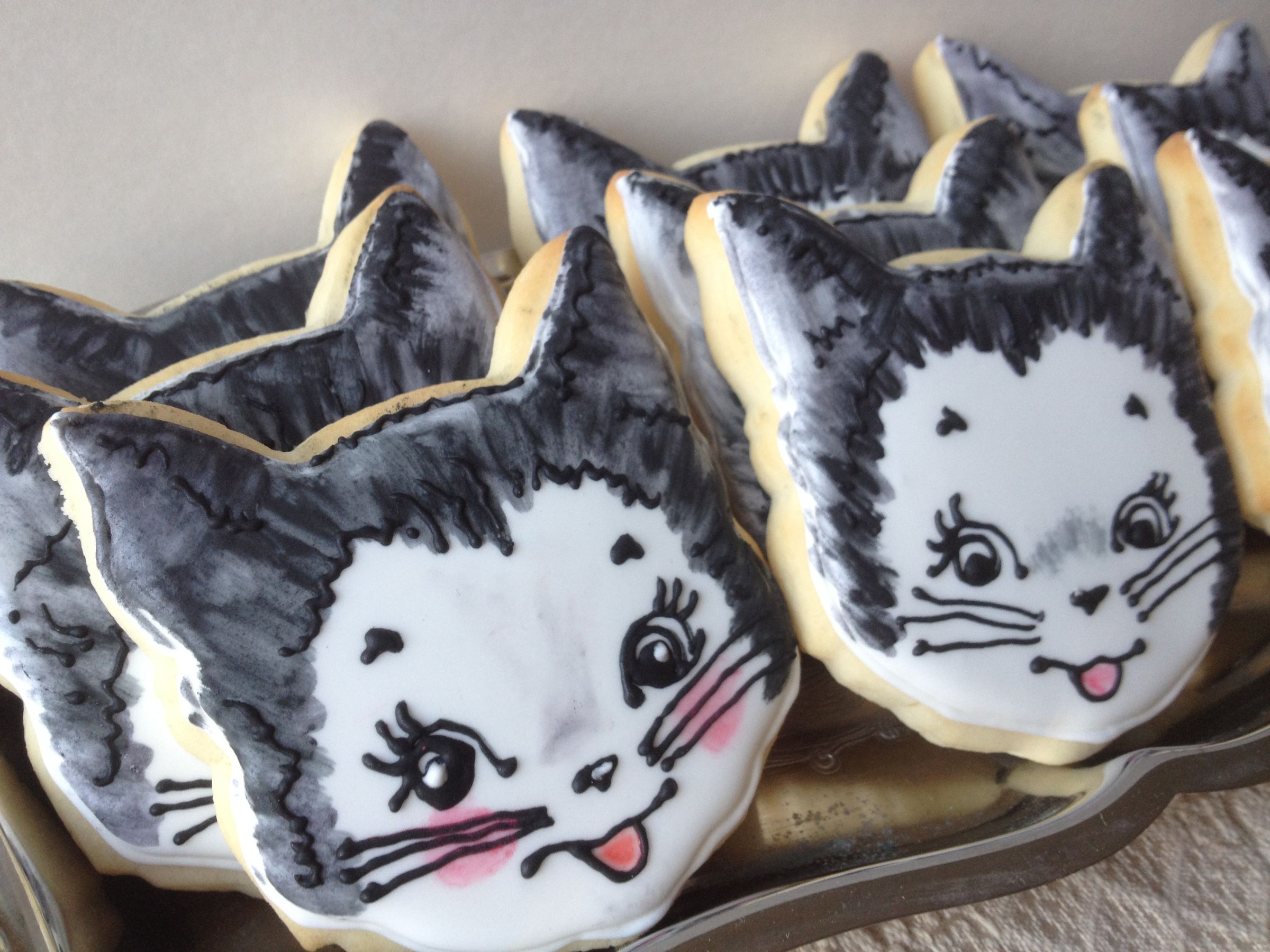 Vintage Kitty Cookies : 3 Steps (with Pictures) - Instructables
