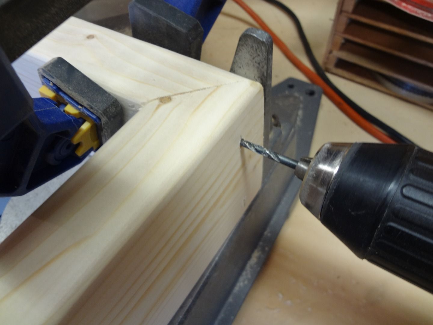 2x4 End Table : 10 Steps (with Pictures) - Instructables