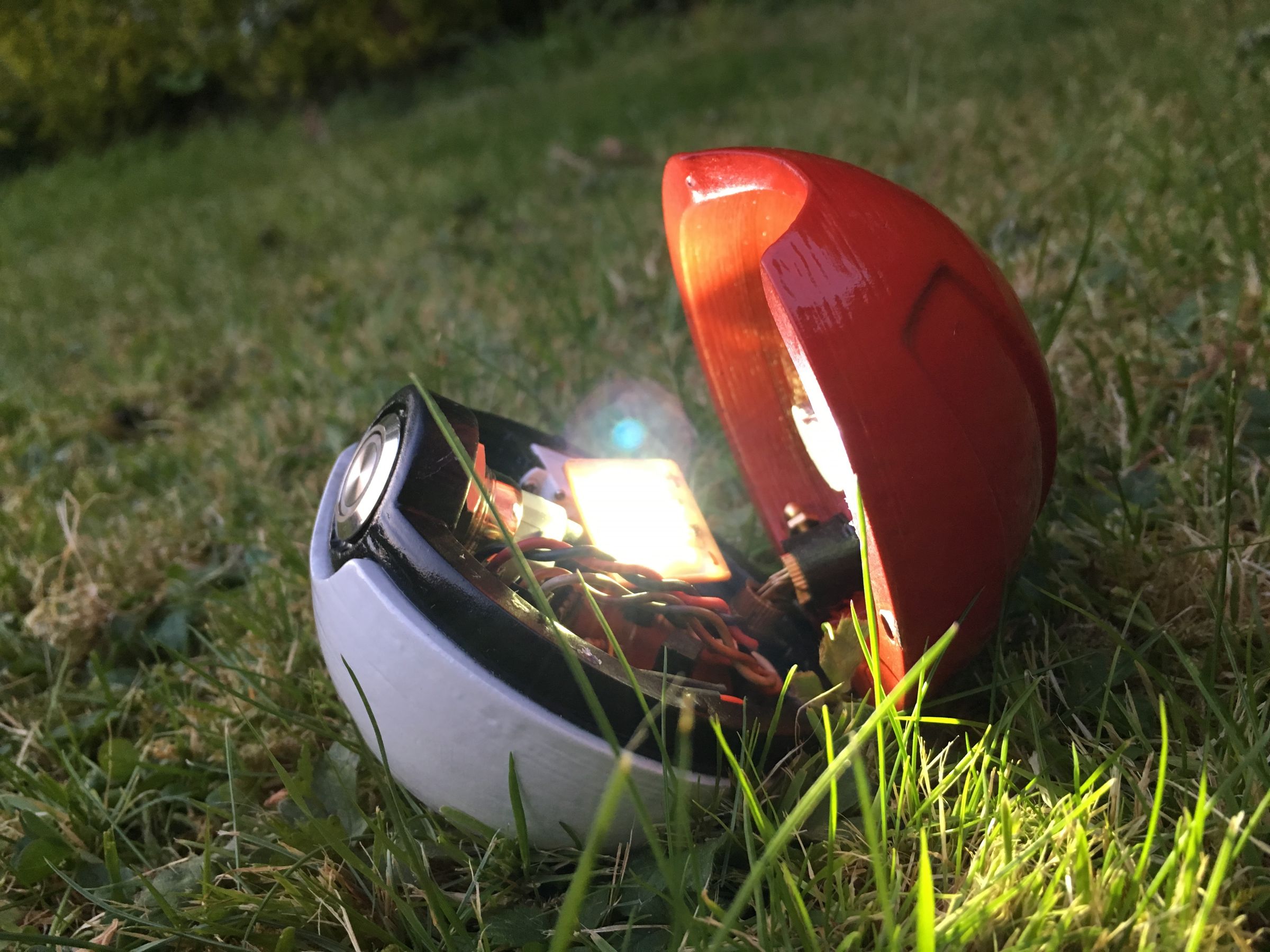 Working Pokémon Poké Ball 3d Printed : 9 Steps (with Pictures ...