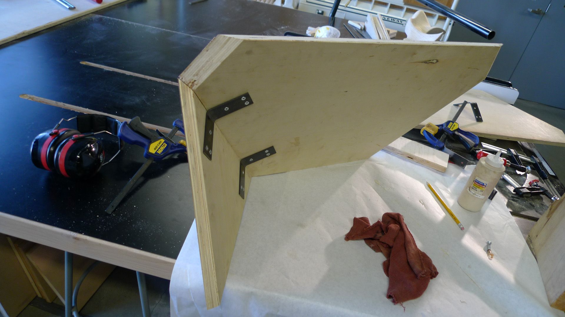 Tetra Table : 24 Steps (with Pictures) - Instructables