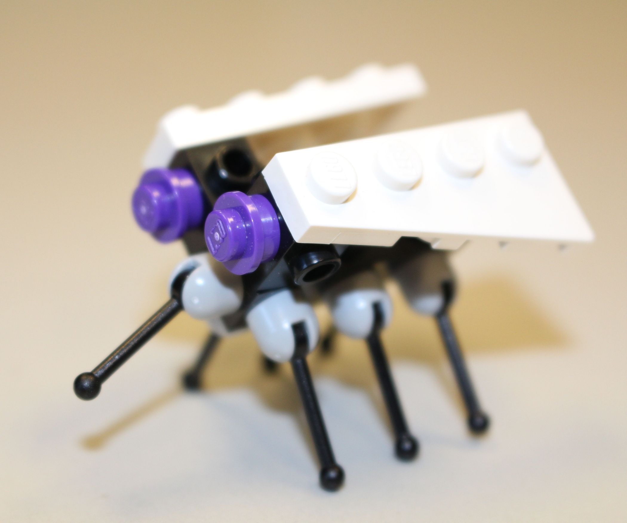 BugzBot (Lego Improved BrushBot) : 8 Steps - Instructables