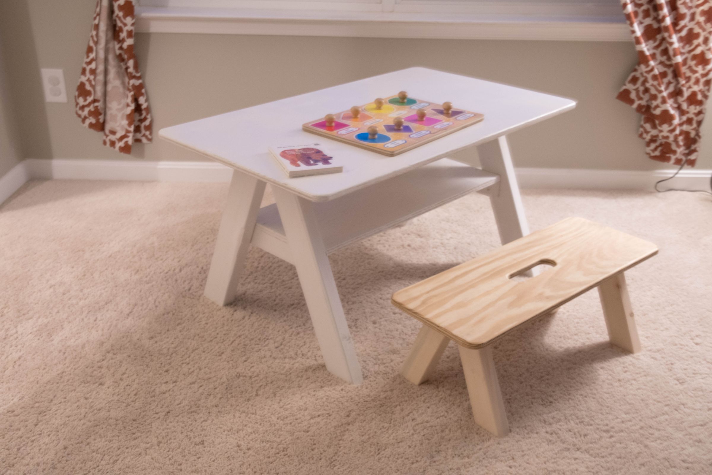 Kids Craft Table : 11 Steps - Instructables
