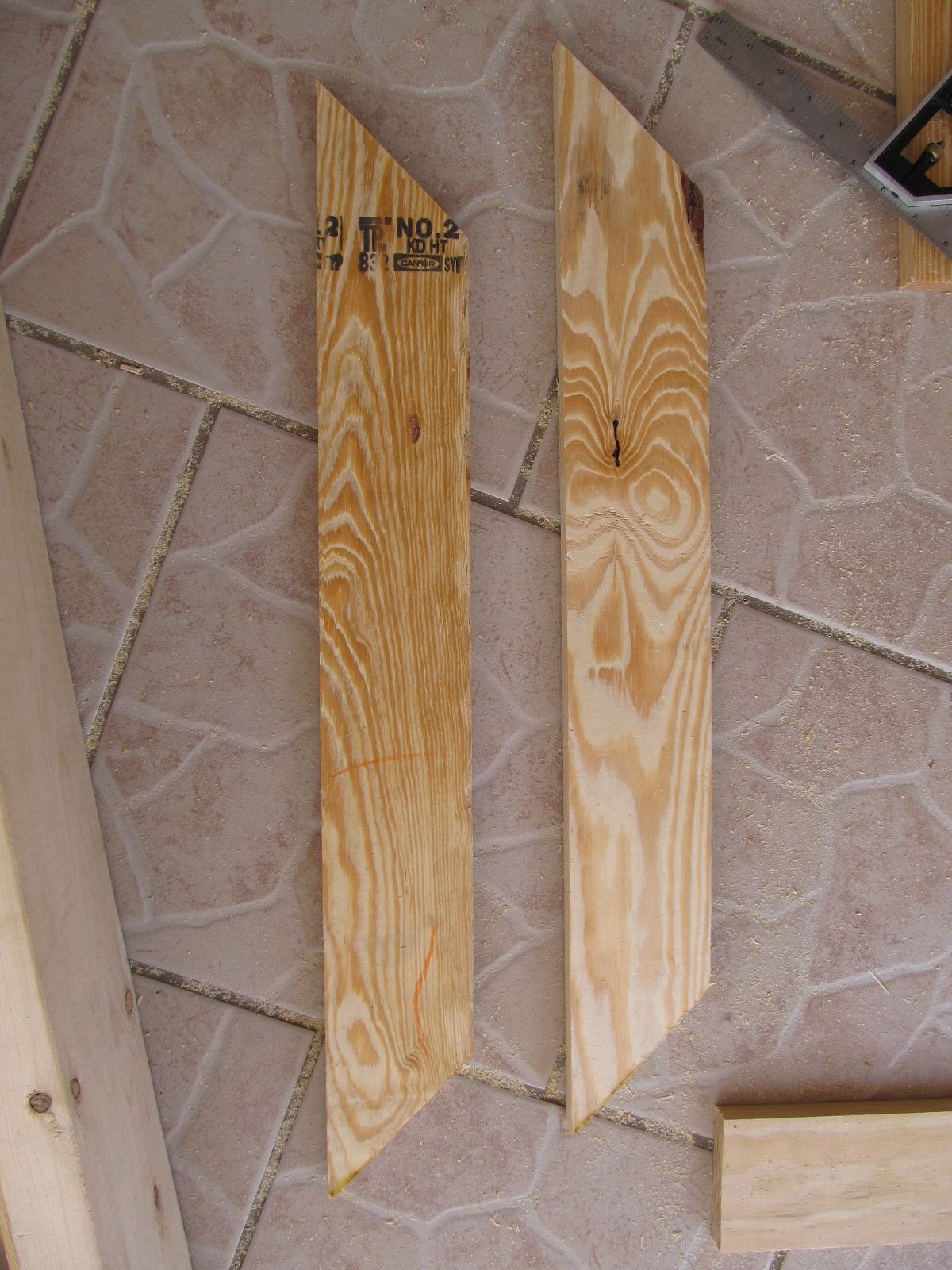 (Re)Building a Bed Foundation : 12 Steps (with Pictures) - Instructables