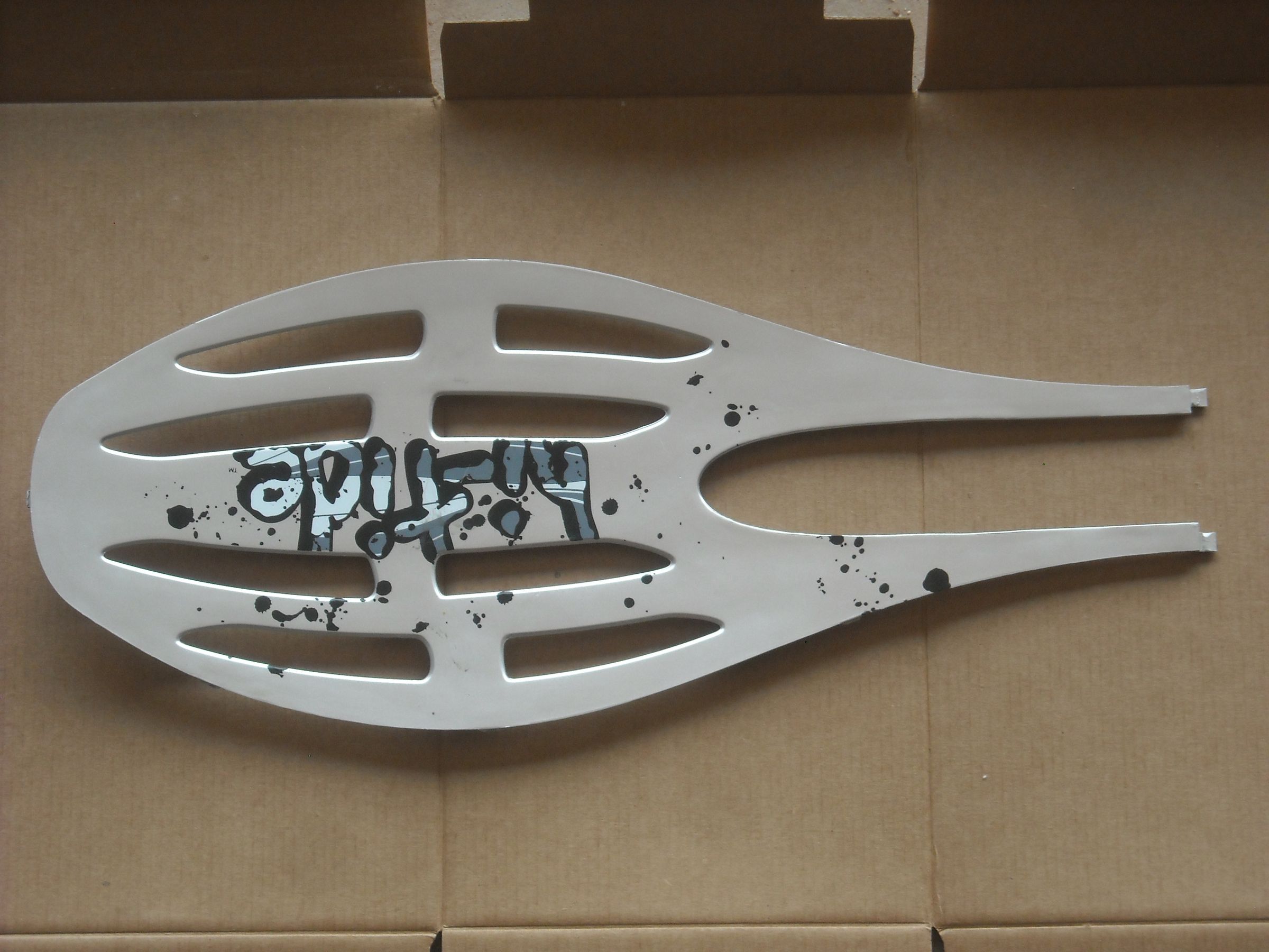 Spray Painting a RipStick / Wave : 6 Steps - Instructables