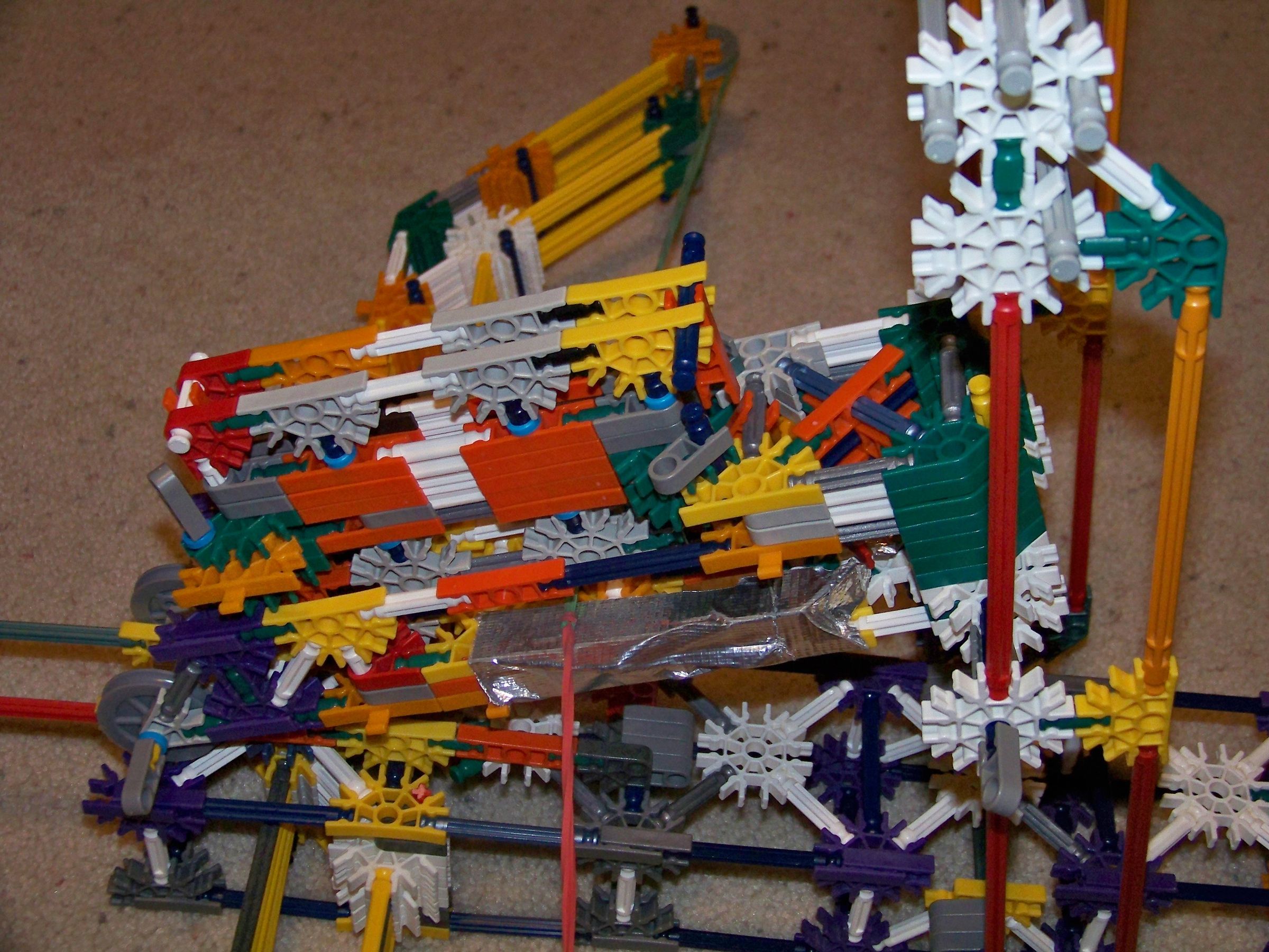 Knex Chu-ko-nu or Repeating Crossbow - Instructables
