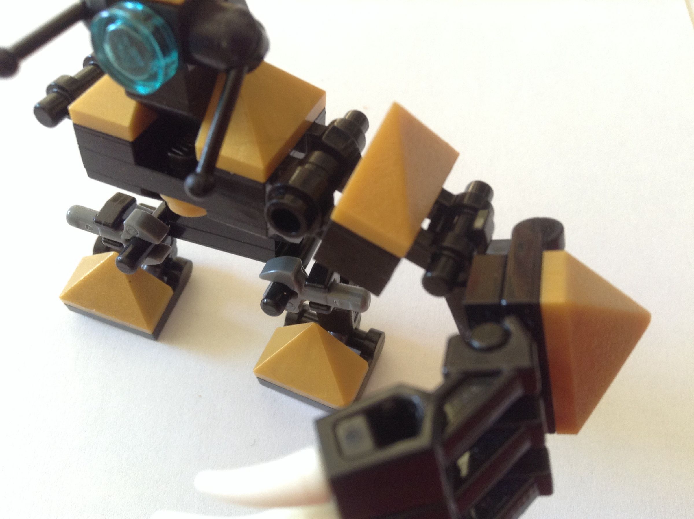 How to Make a Lego Robot Mech : 8 Steps - Instructables