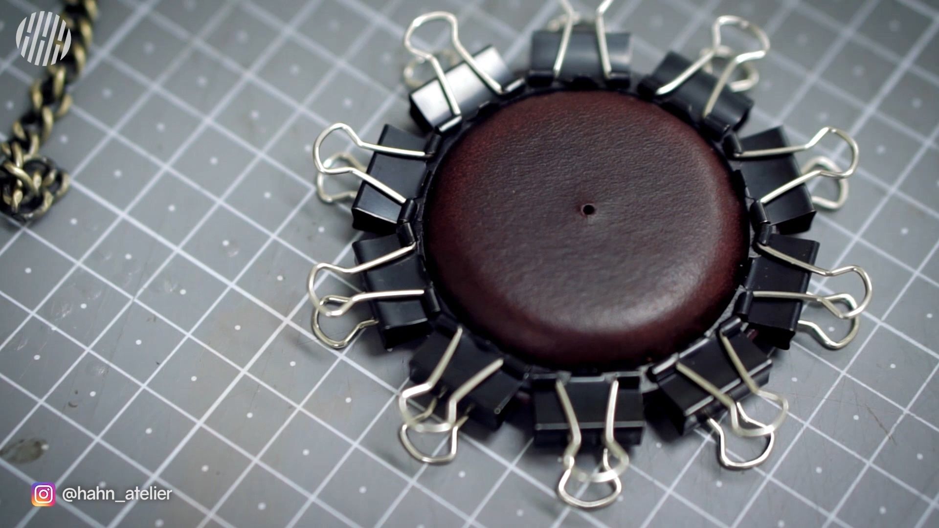 Pocket Watch Leather Case : 19 Steps (with Pictures) - Instructables