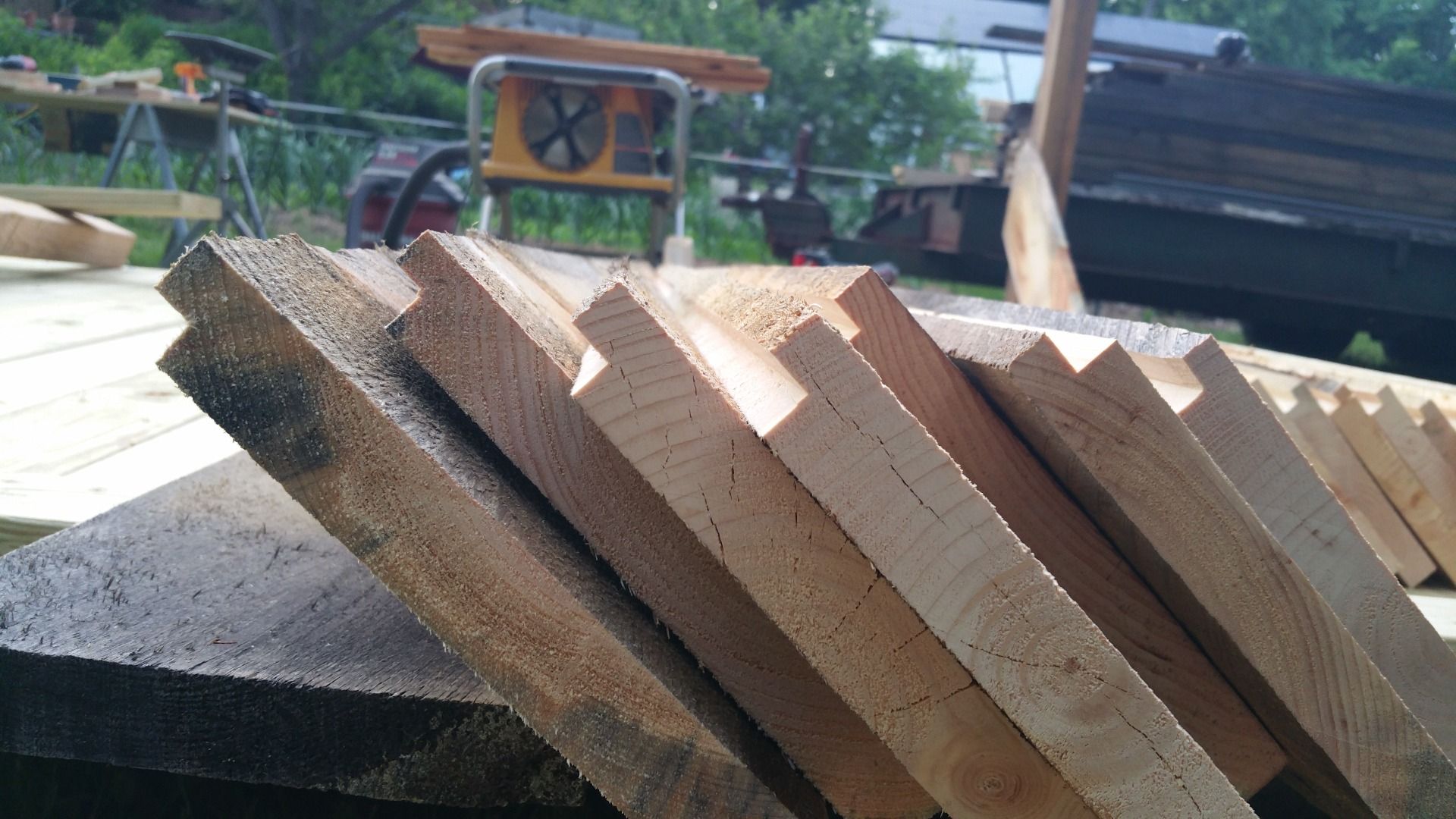 Build a Portable Rough-Sawn Shed : 15 Steps (with Pictures) - Instructables