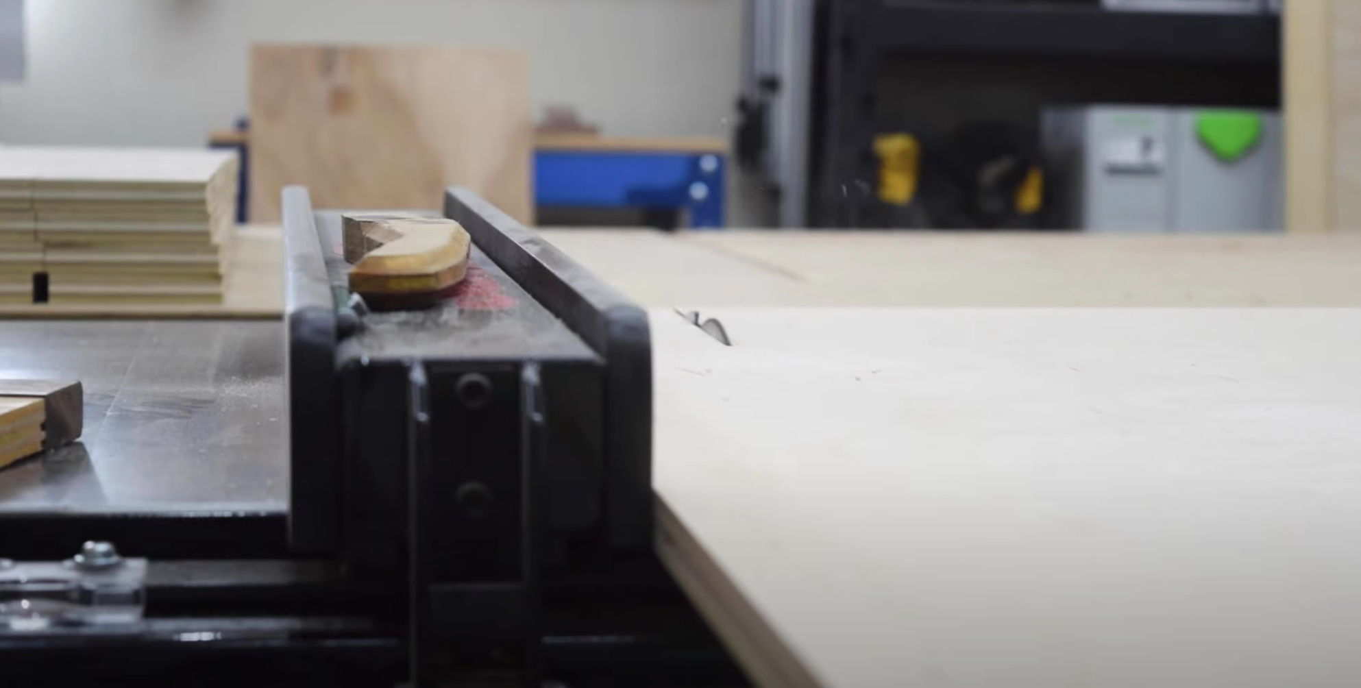 Easy Shop Table : 5 Steps - Instructables