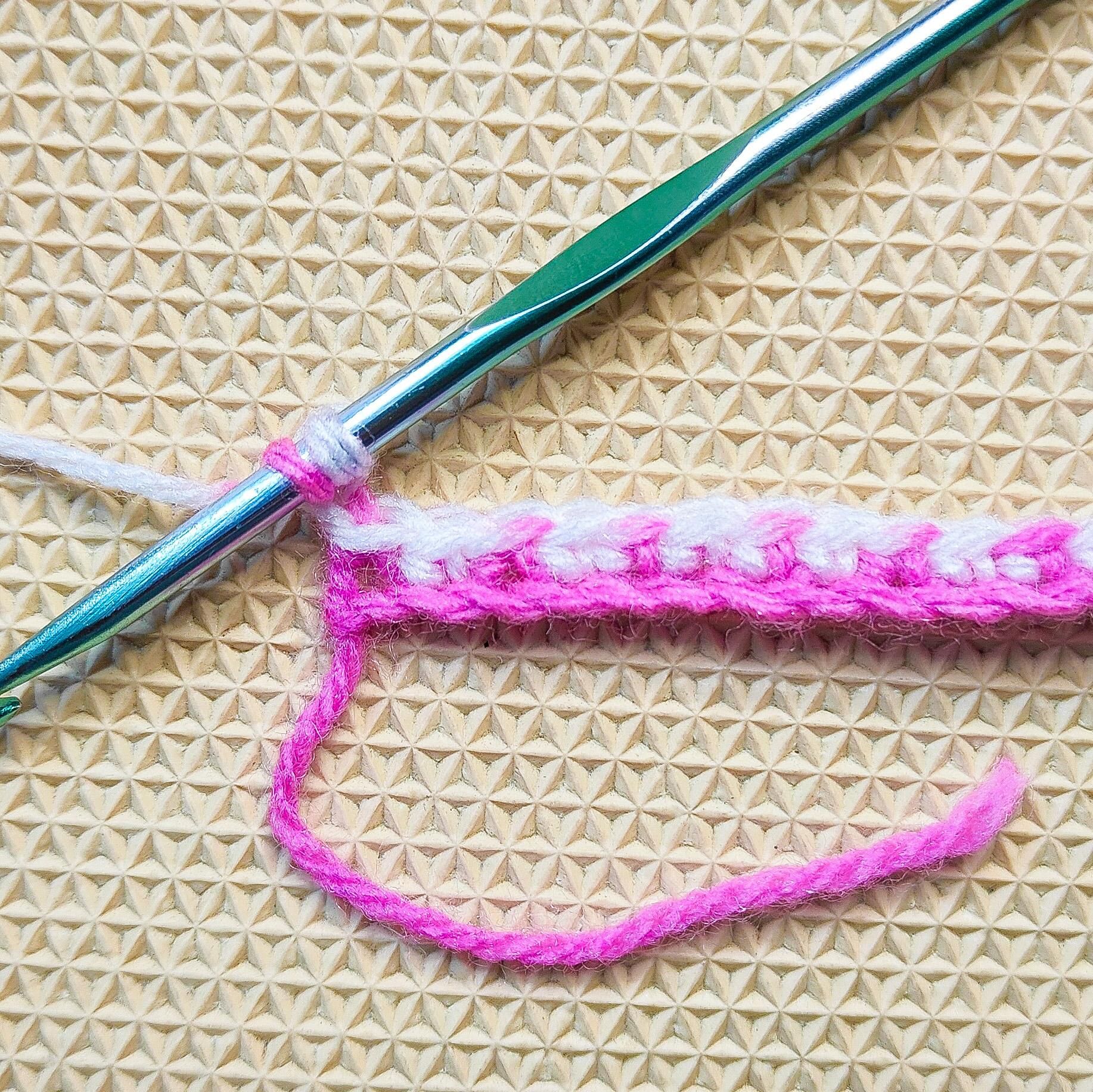 Easiest One Row Repeat Crochet Scarf Pattern : 6 Steps (with Pictures ...