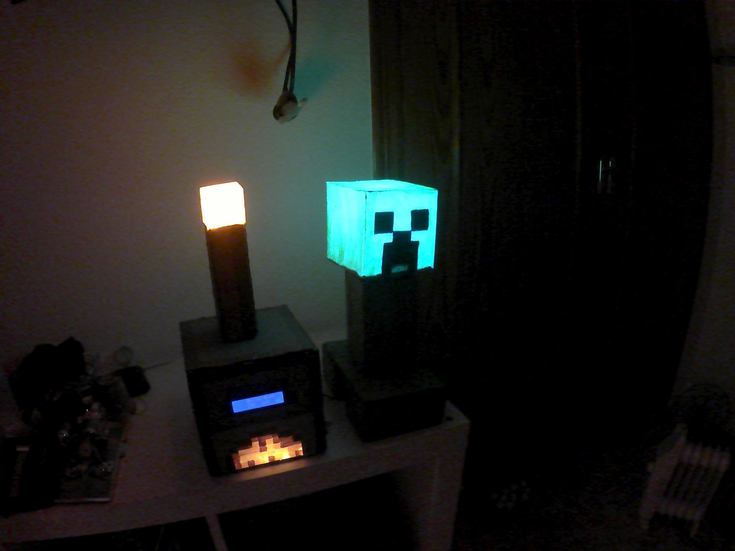 Minecraft Creeper Sentry With Arduino Uno, Ultrasound and LEDs : 7 ...