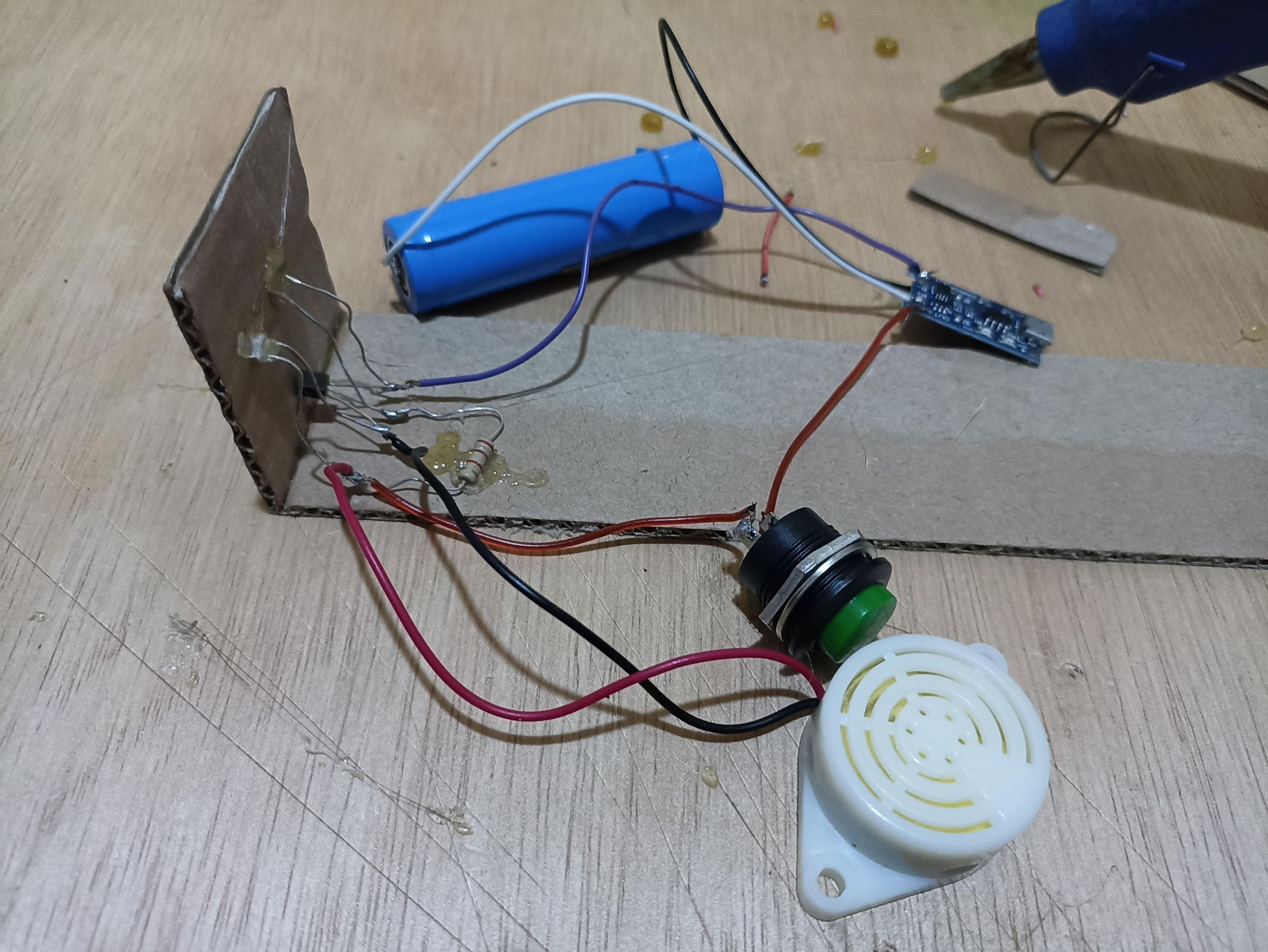 Laser Beam Sensor Security Alarm : 3 Steps - Instructables