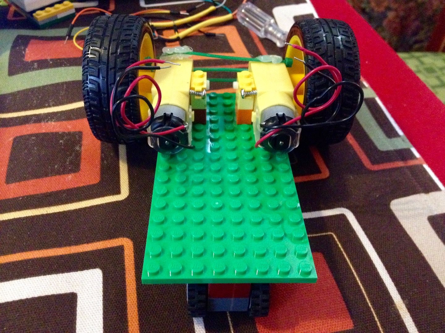 Carro Esquiva Obstáculos (Arduino UNO) : 6 Steps - Instructables